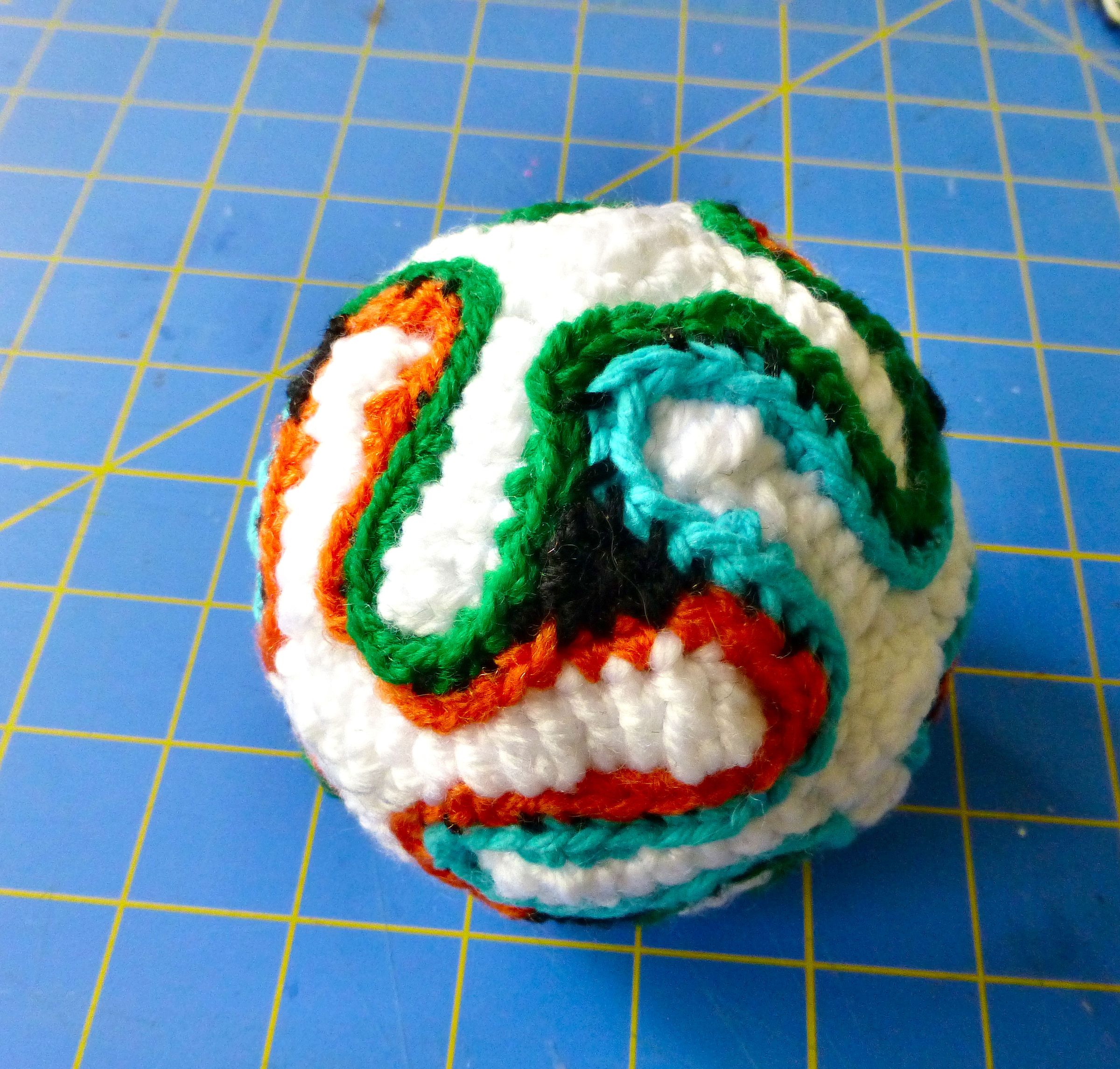 2014 World Cup Mini Match Ball : 6 Steps (with Pictures) - Instructables