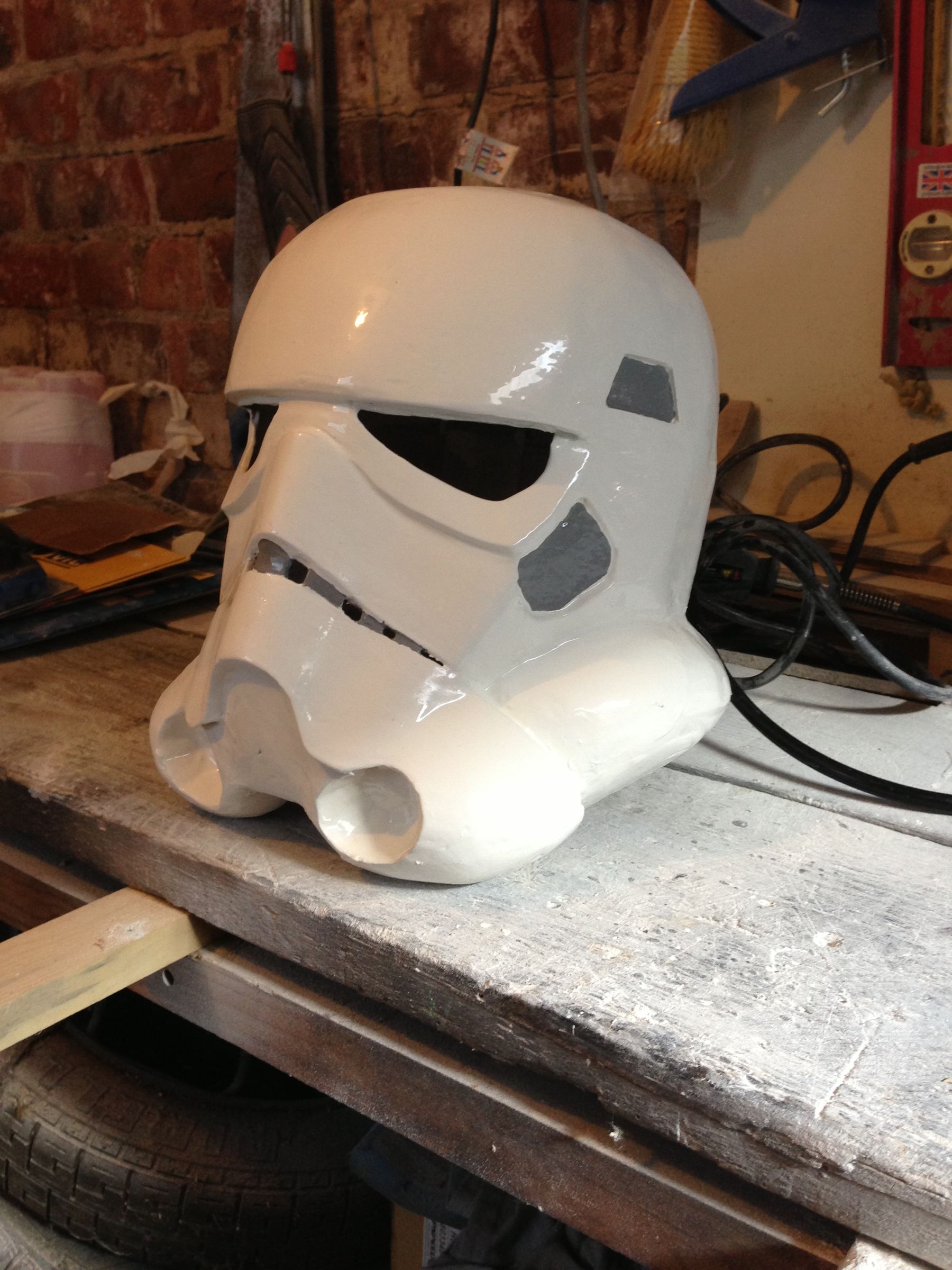 Stormtrooper Helmet ( on a Budget) : 7 Steps - Instructables