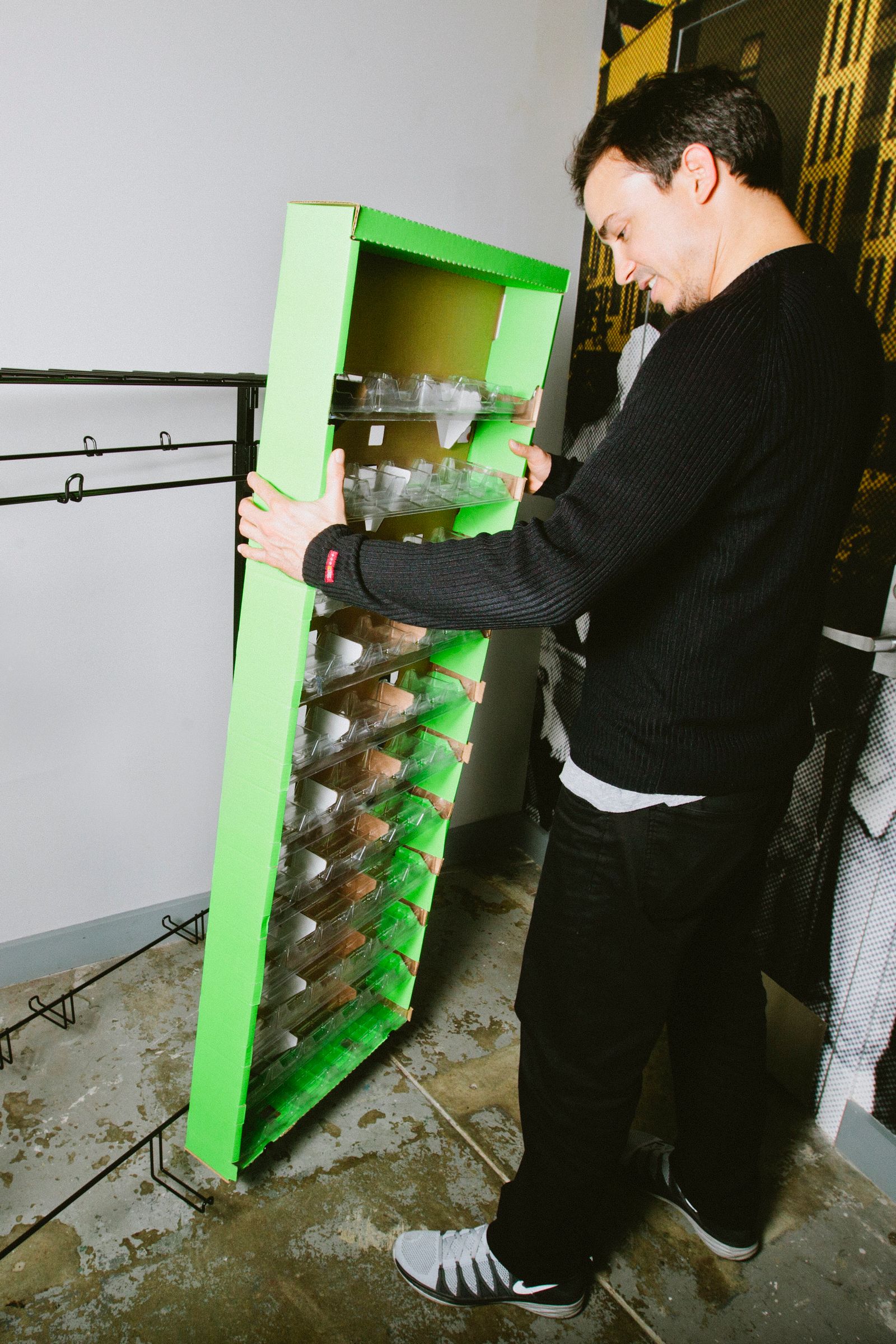 Six Panel Display Setup : 11 Steps - Instructables