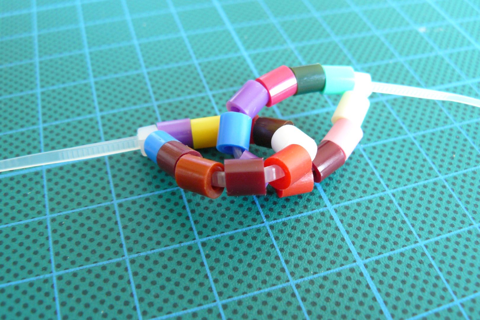 ZIp Ties and Perler Beads Necklace : 5 Steps (with Pictures ...