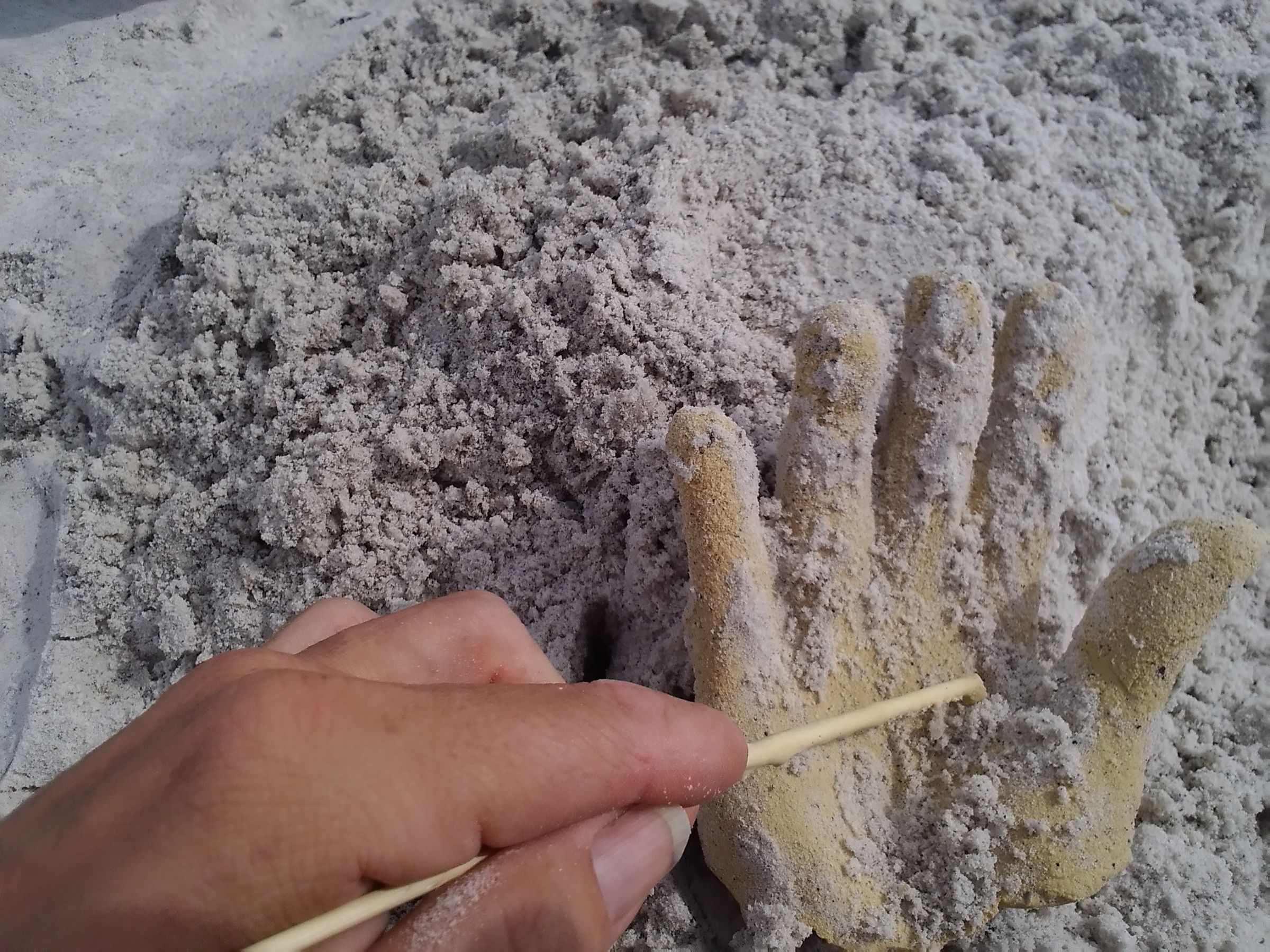 Beach Craft- Simple Sand Casting : 4 Steps (with Pictures) - Instructables