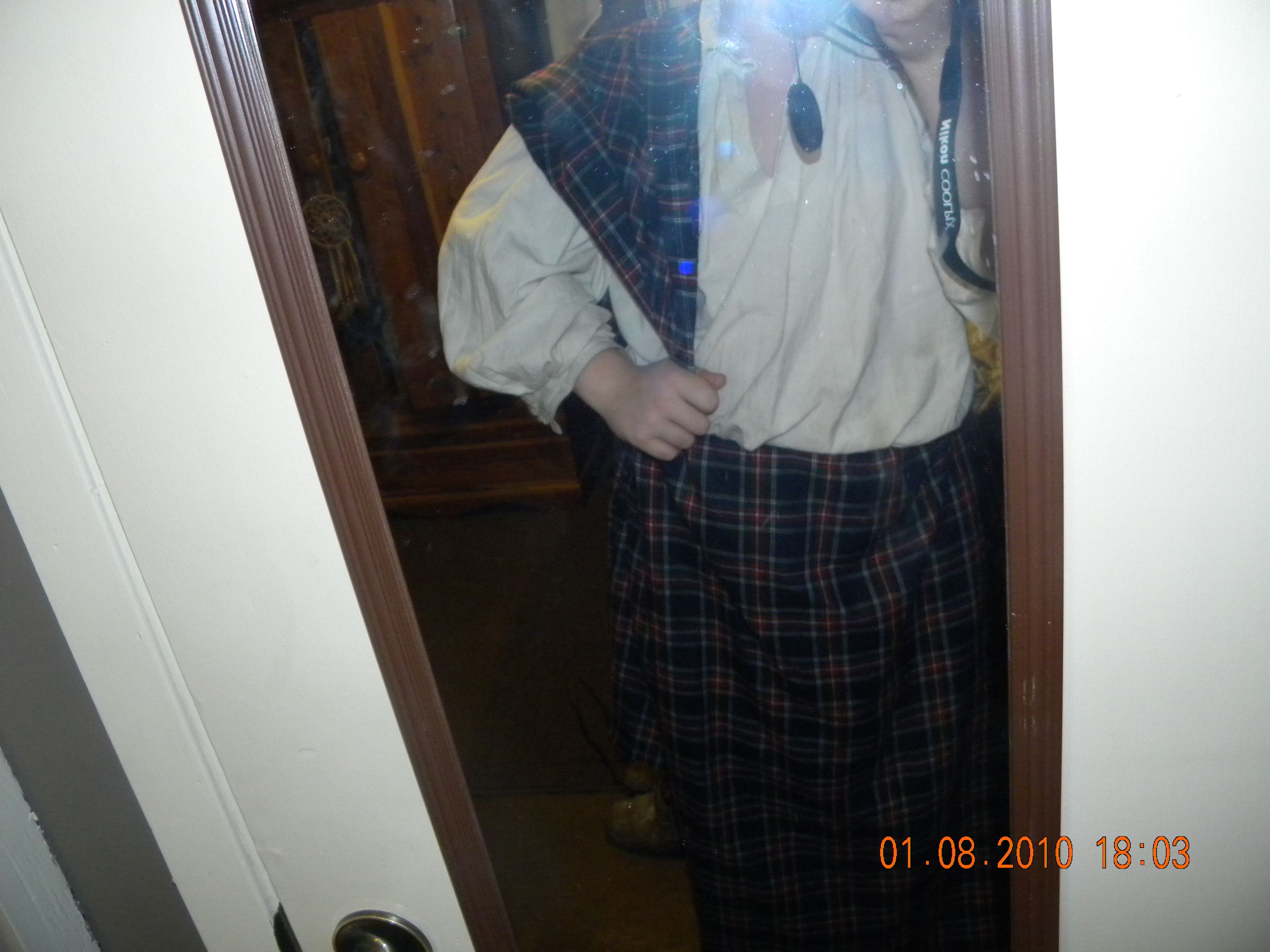 How to Make a Scottish Great Kilt : 6 Steps - Instructables