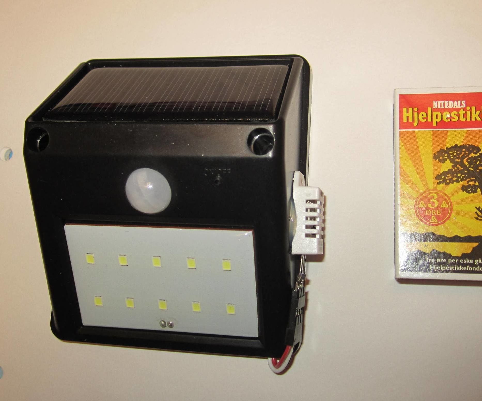 Arduino Solar Powered Temperature and Humidity Sensor As 433mhz Oregon ...