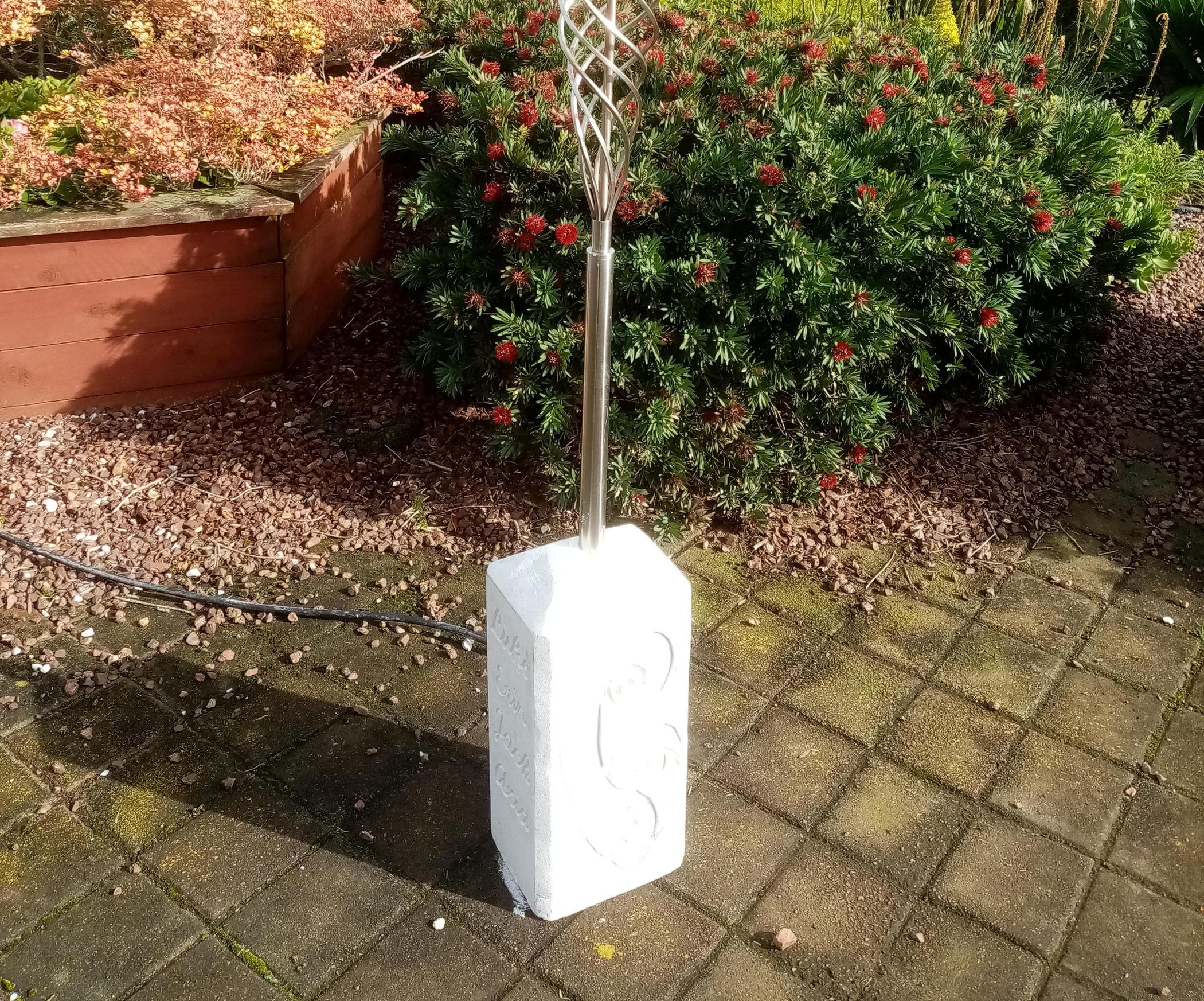 Stone and Steel and Fire Sculpture : 16 Steps - Instructables