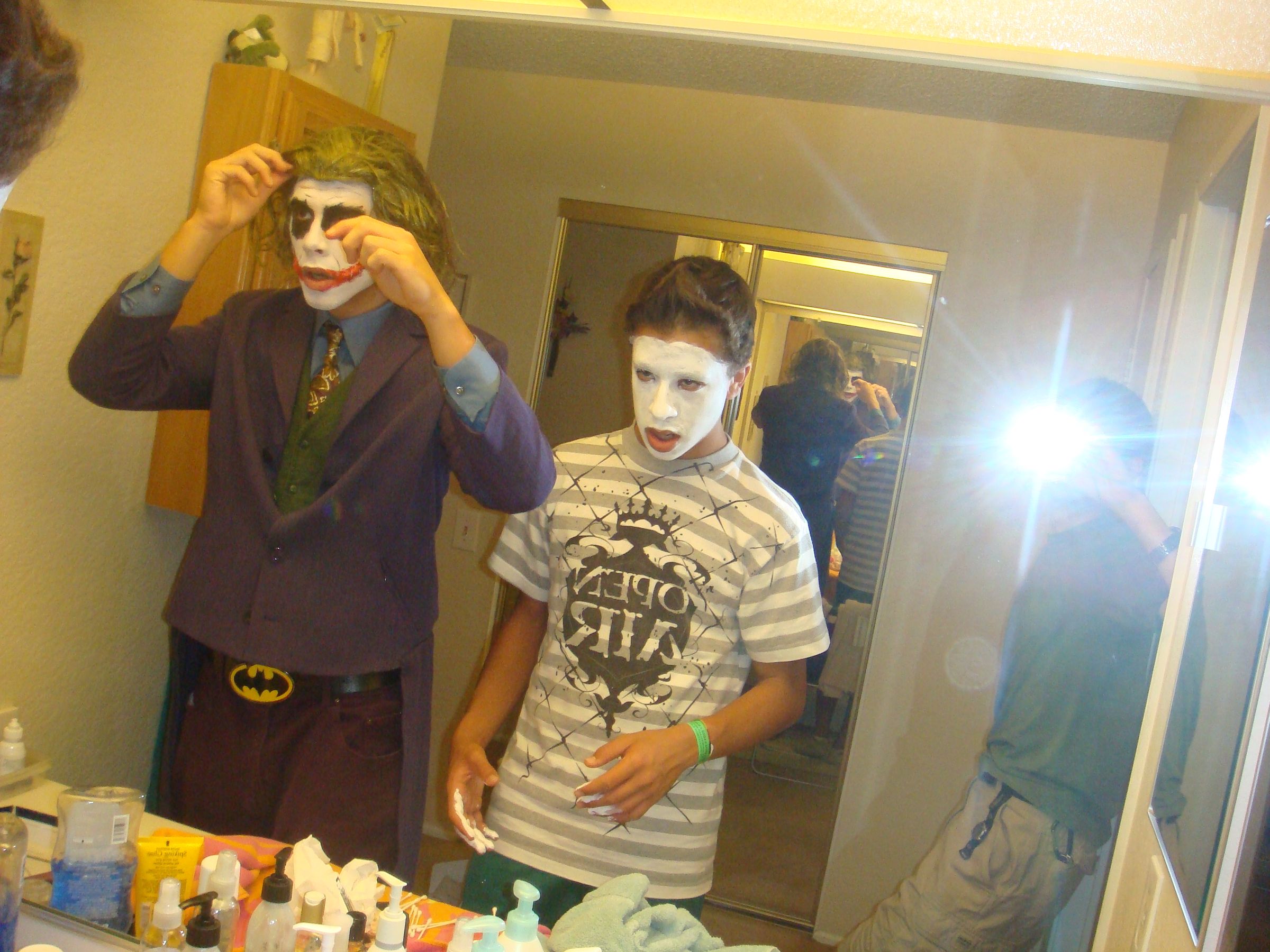 DIY Joker Makeup (The Dark Knight) : 10 Steps (with Pictures ...
