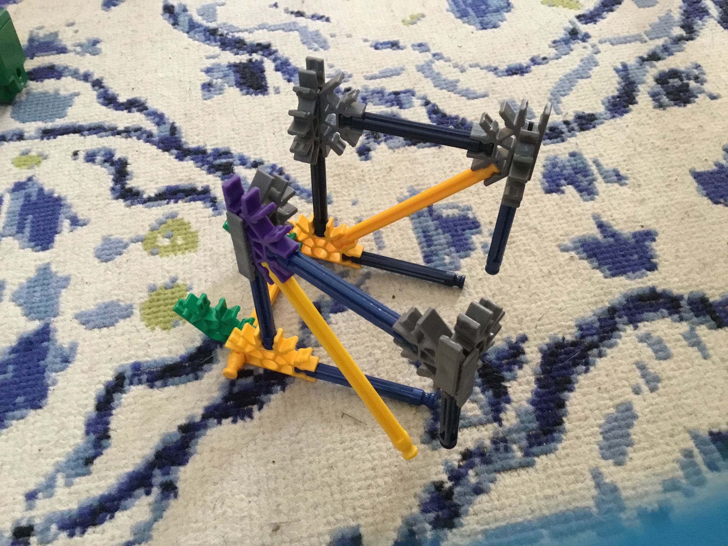 K’nex Triangle Lift : 3 Steps - Instructables