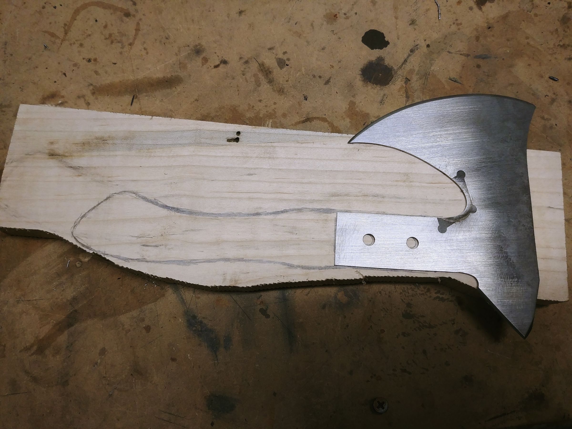 Saw Blade Throwing Hatchet : 17 Steps (with Pictures) - Instructables