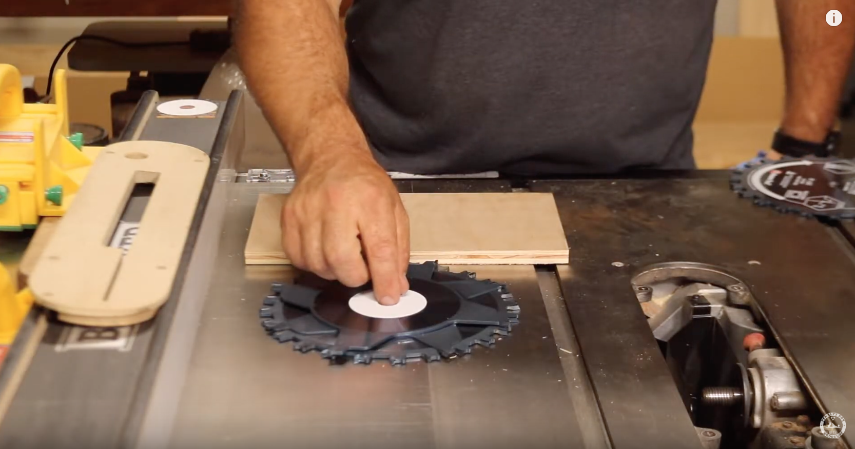 How to Install and Use a Dado Stack : 7 Steps (with Pictures) - Instructables