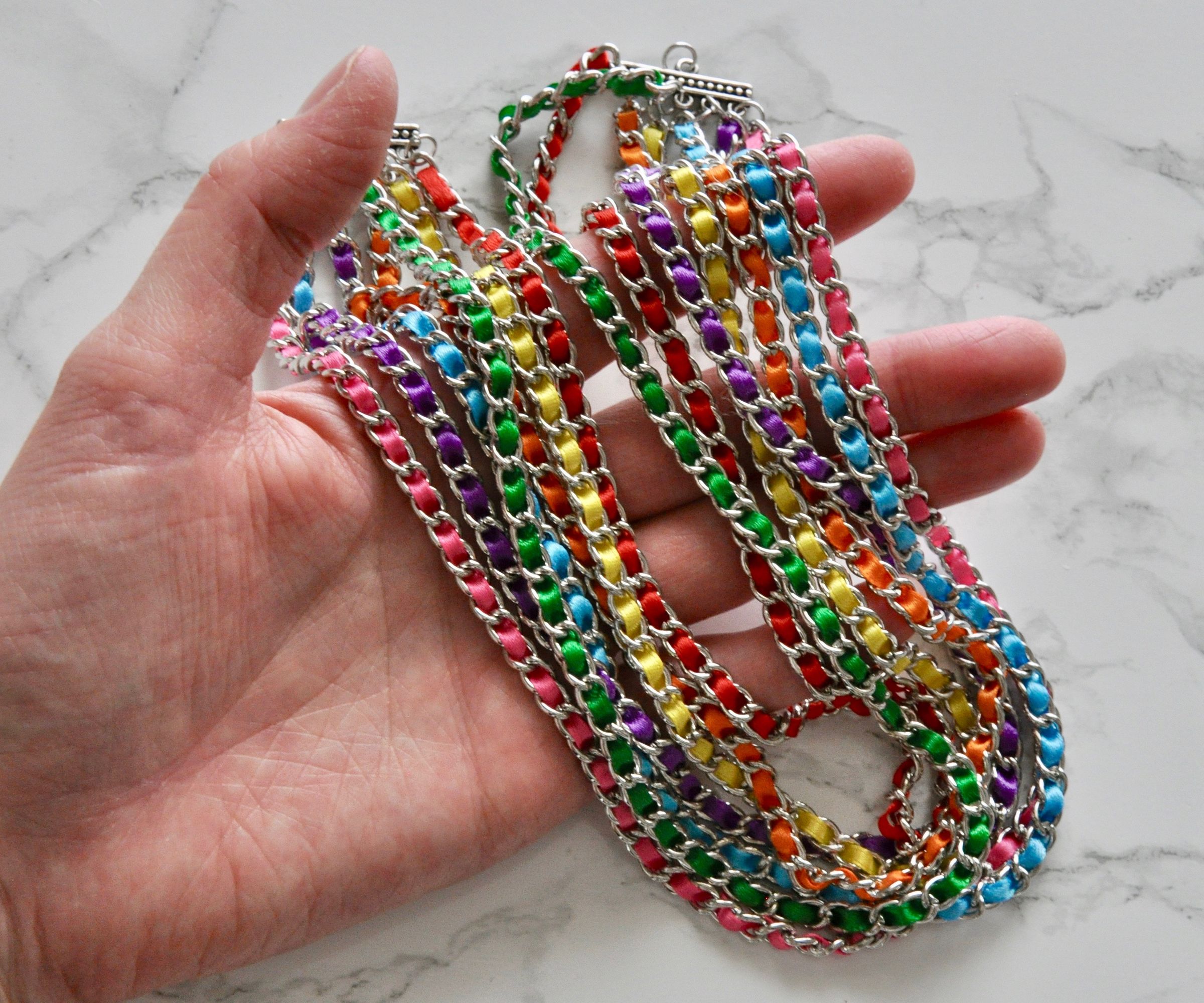 Ribbon Chain Necklace : 7 Steps (with Pictures) - Instructables