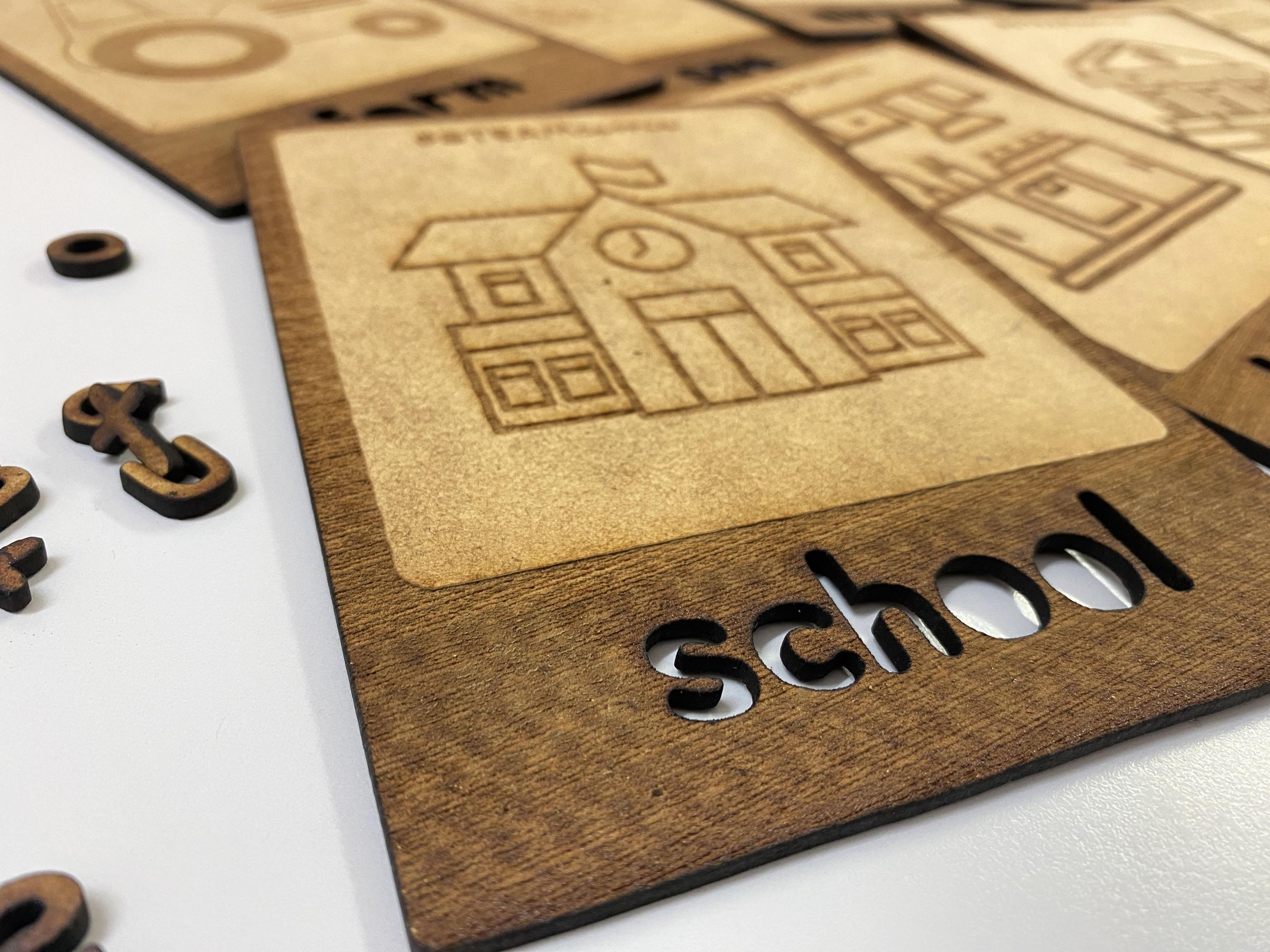 Story Cards With Plywood : 5 Steps (with Pictures) - Instructables