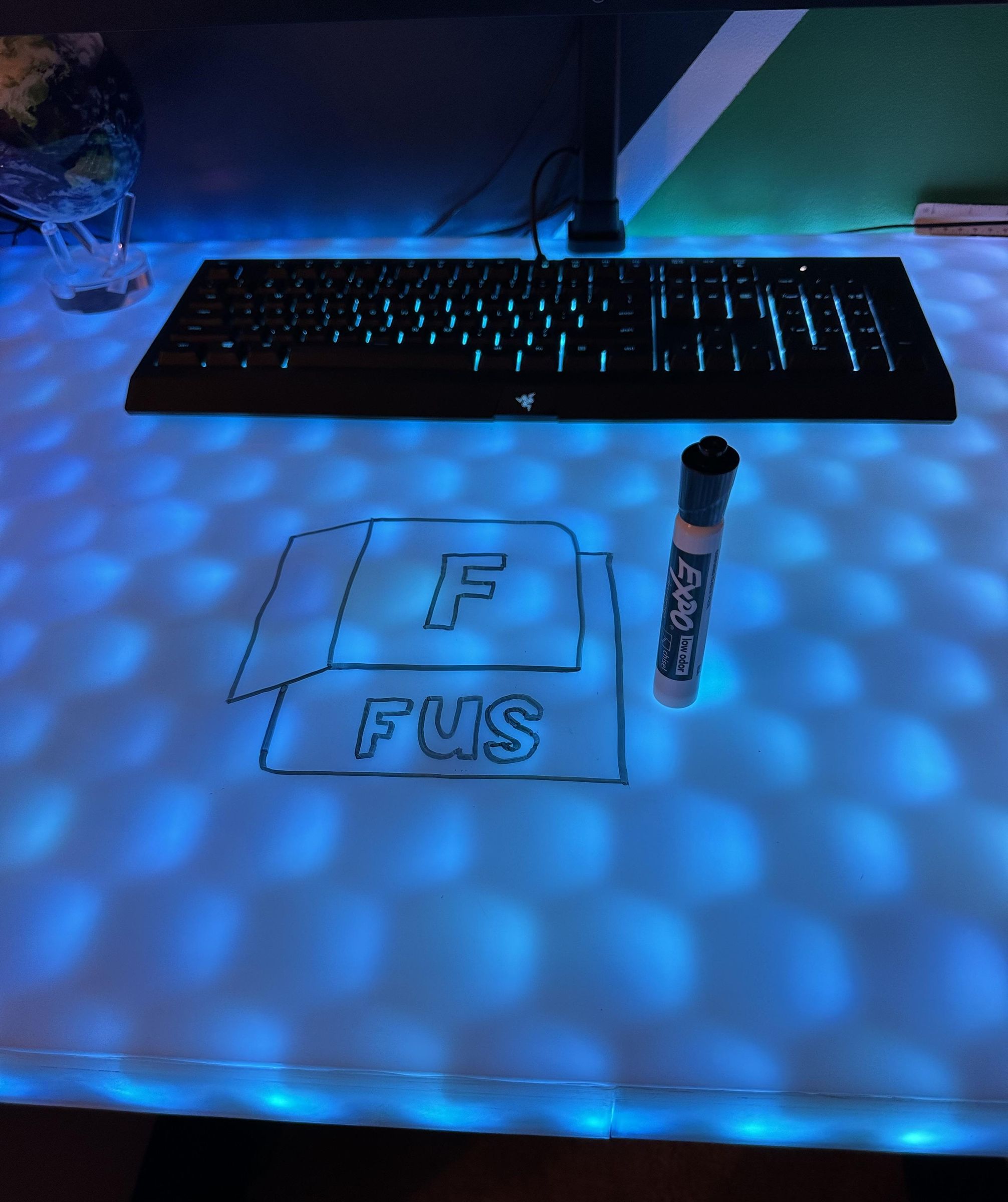 LED Desk Surface Matrix (No Coding) : 9 Steps (with Pictures ...