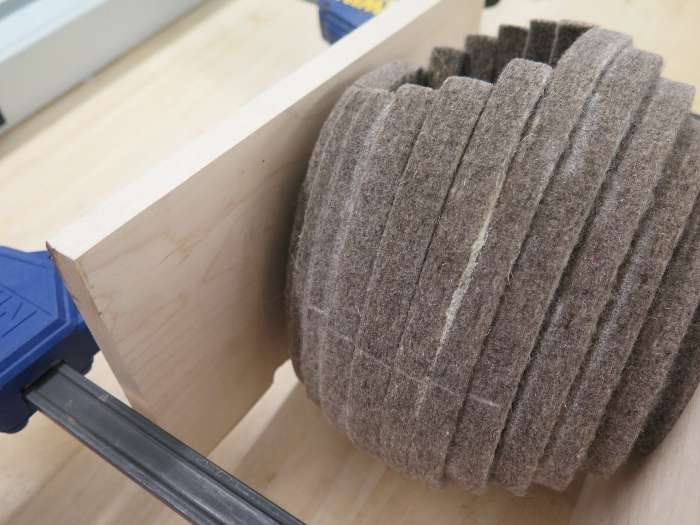 Layered Felt Vase : 6 Steps (with Pictures) - Instructables