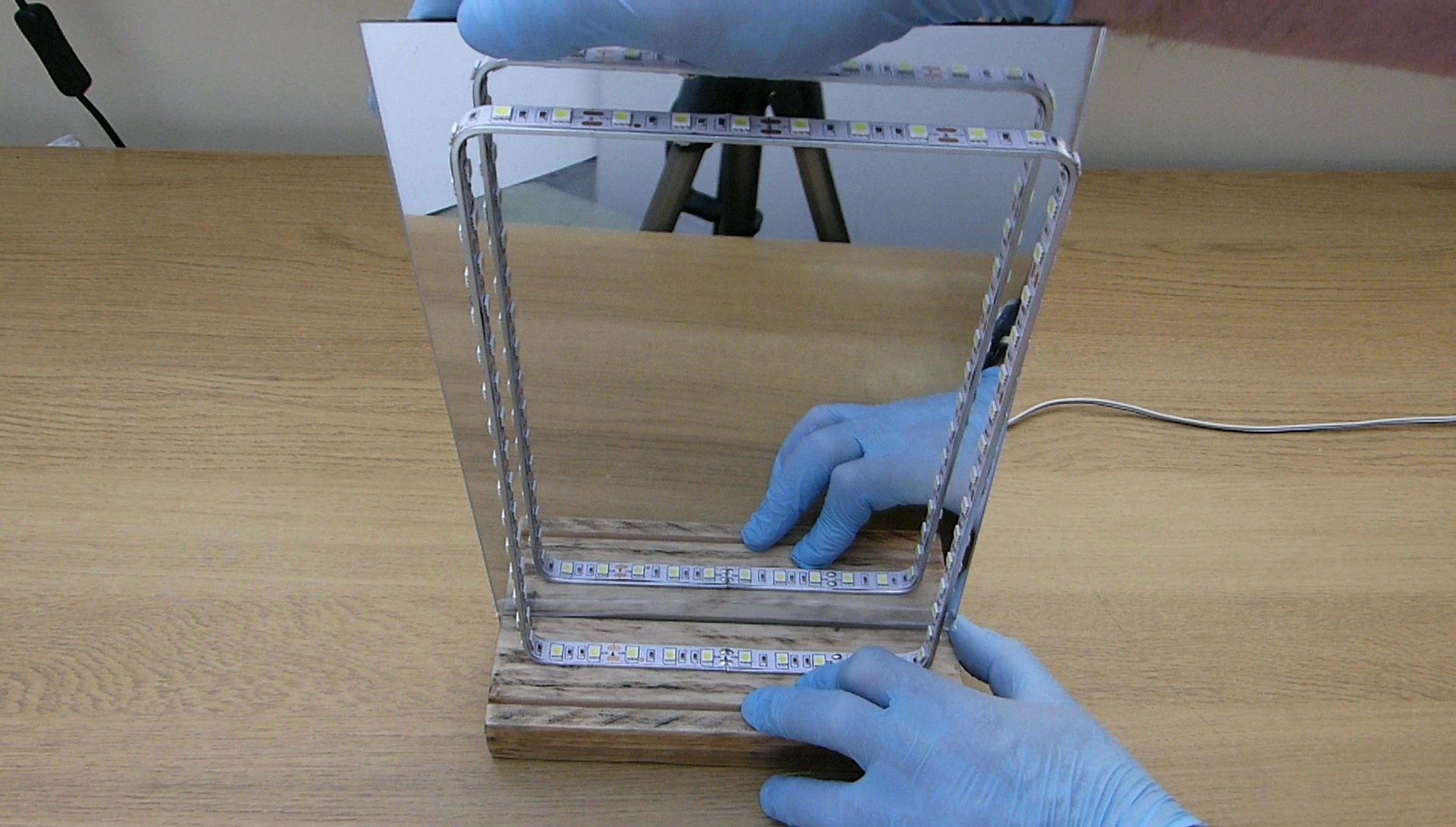 Modern Led Infinity Mirror Table Lamp : 19 Steps (with Pictures ...