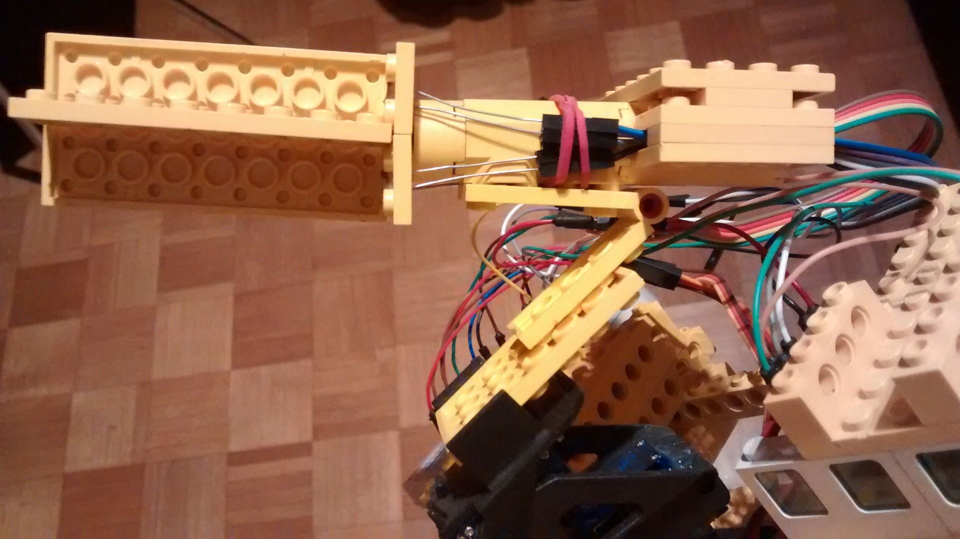 Arduino & Lego Solar Tracker (Dual Axis) : 7 Steps - Instructables