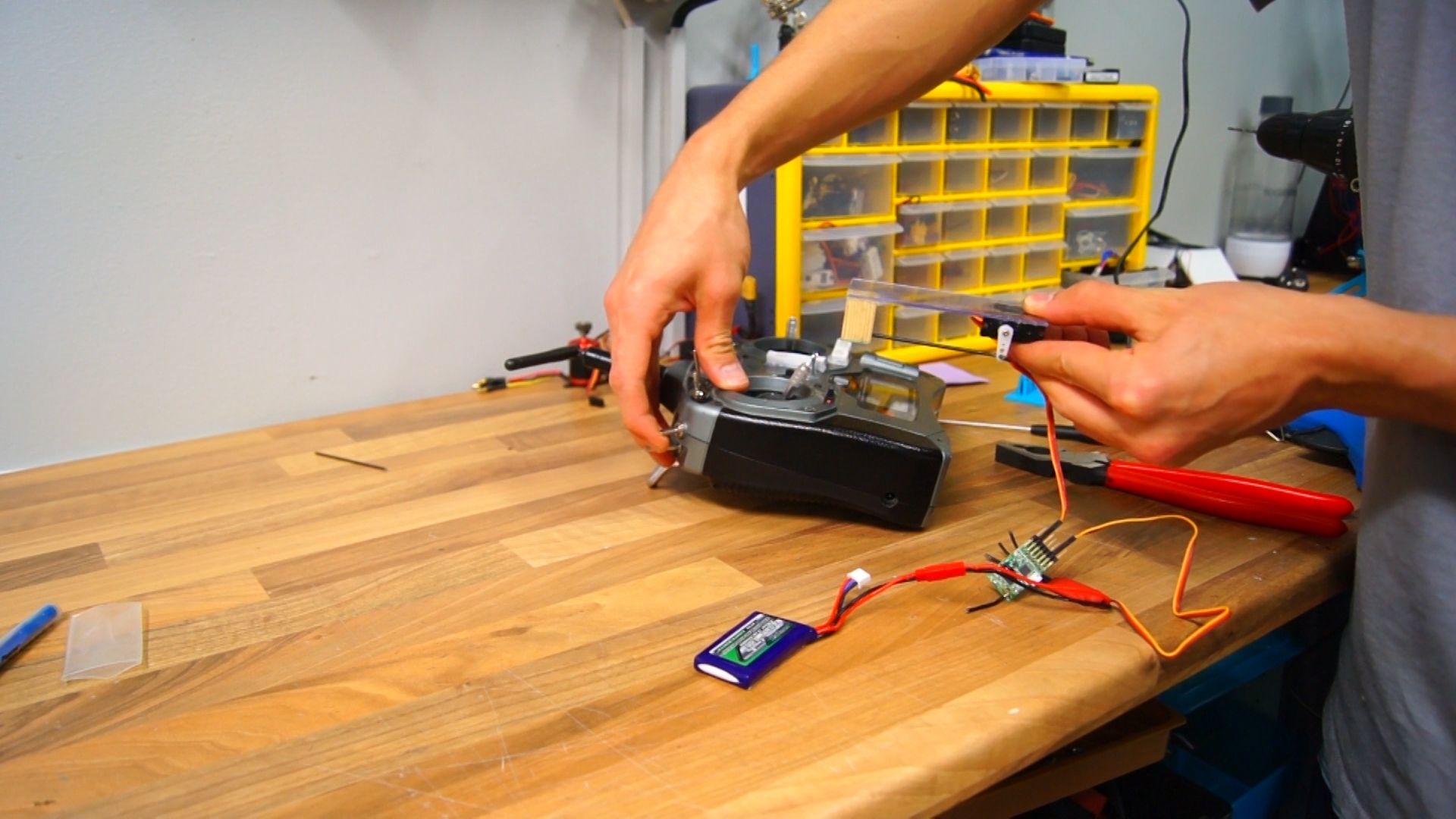 Remote Control Drop Mechanism : 7 Steps (with Pictures) - Instructables