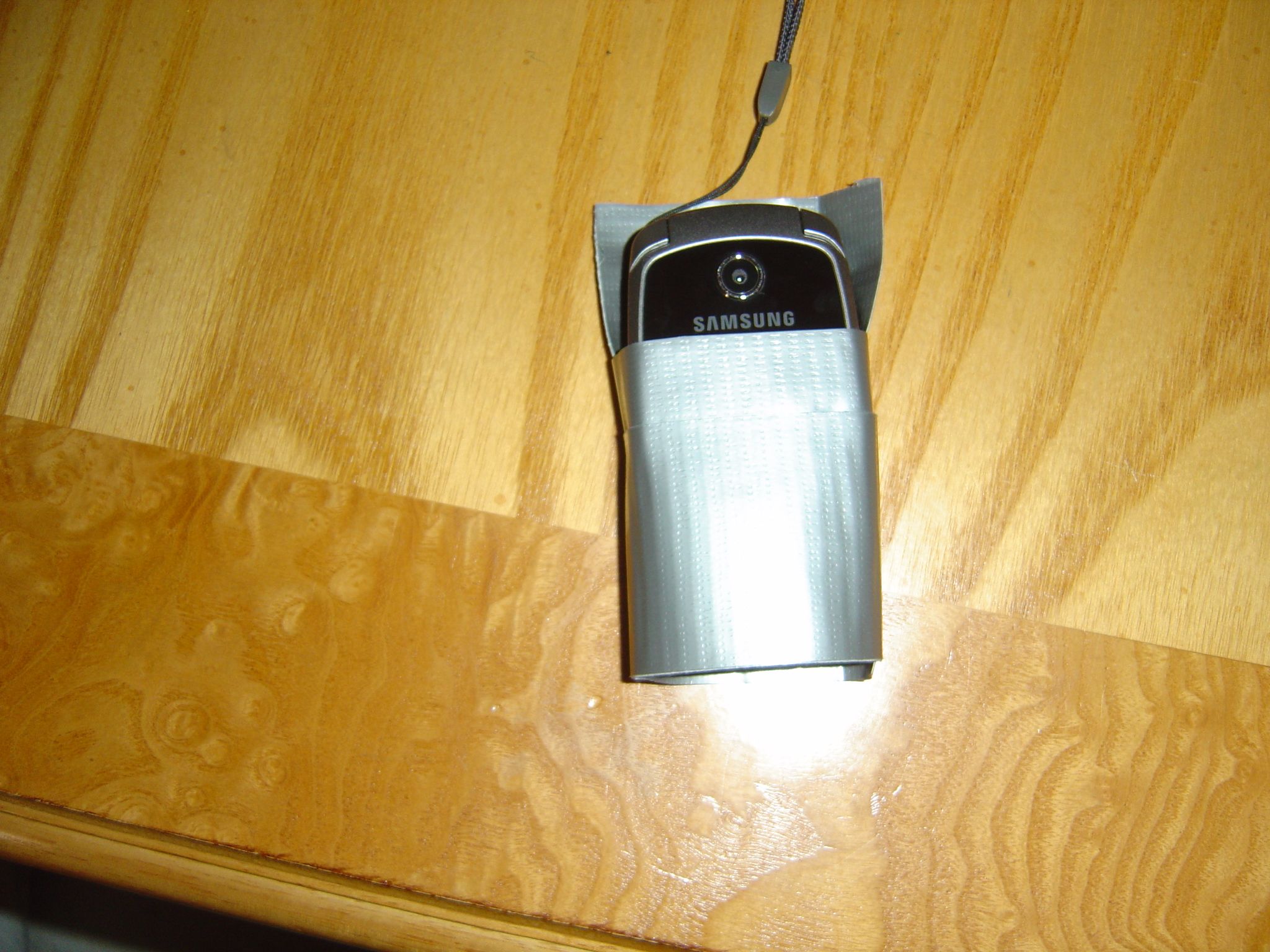 Duct Tape Case for Flip Phones : 6 Steps - Instructables