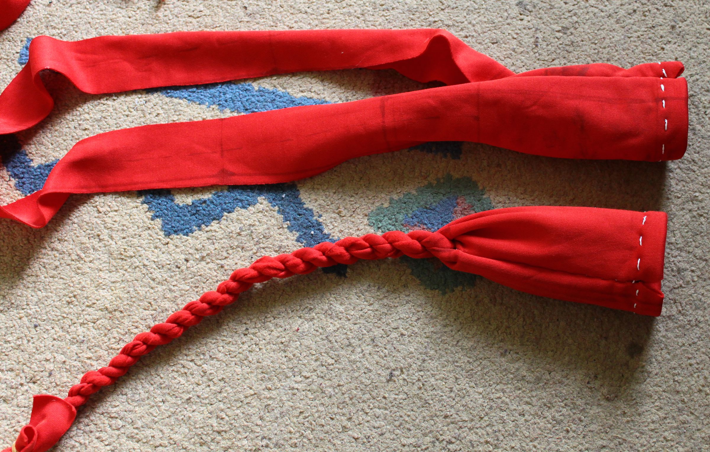 How to Make Beautiful Soft Poi From a Piece of Cloth : 10 Steps (with ...