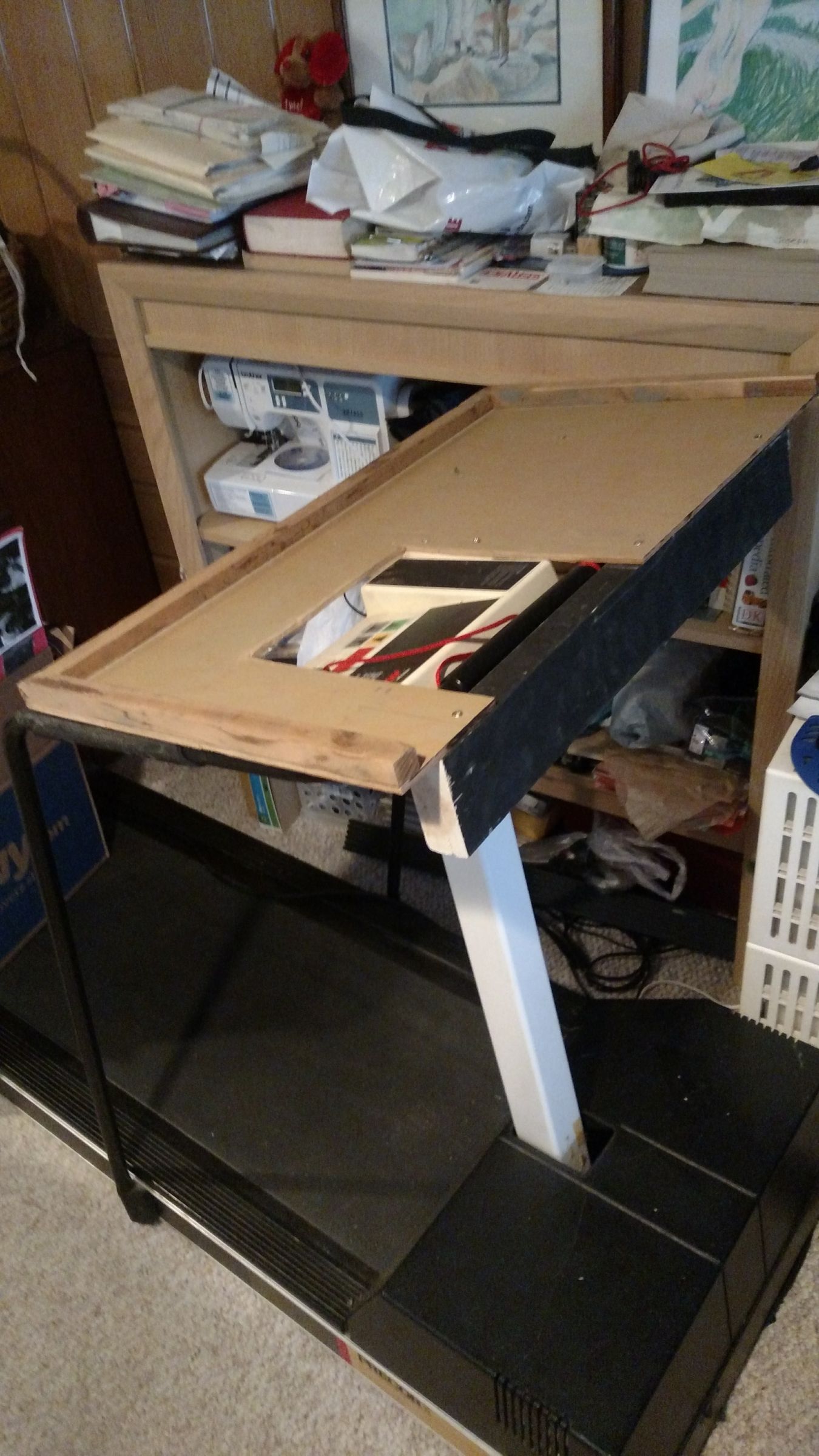 Treadmill Walking Desk/Shelf : 7 Steps (with Pictures) - Instructables
