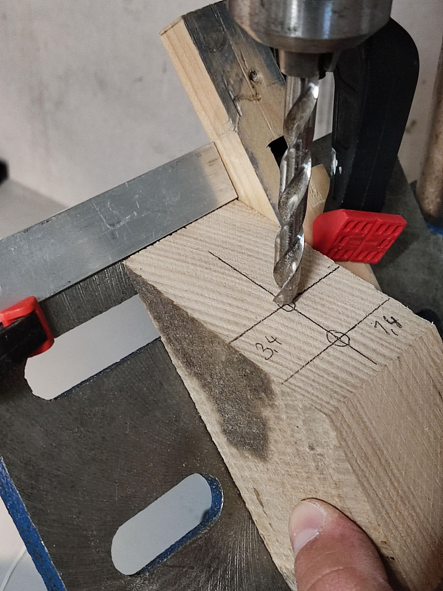 Modern Bench : 9 Steps (with Pictures) - Instructables
