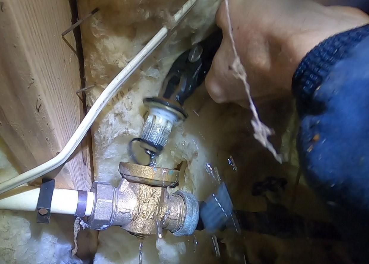 Water Pressure Regulator Valve Rebuild : 9 Steps (with Pictures ...