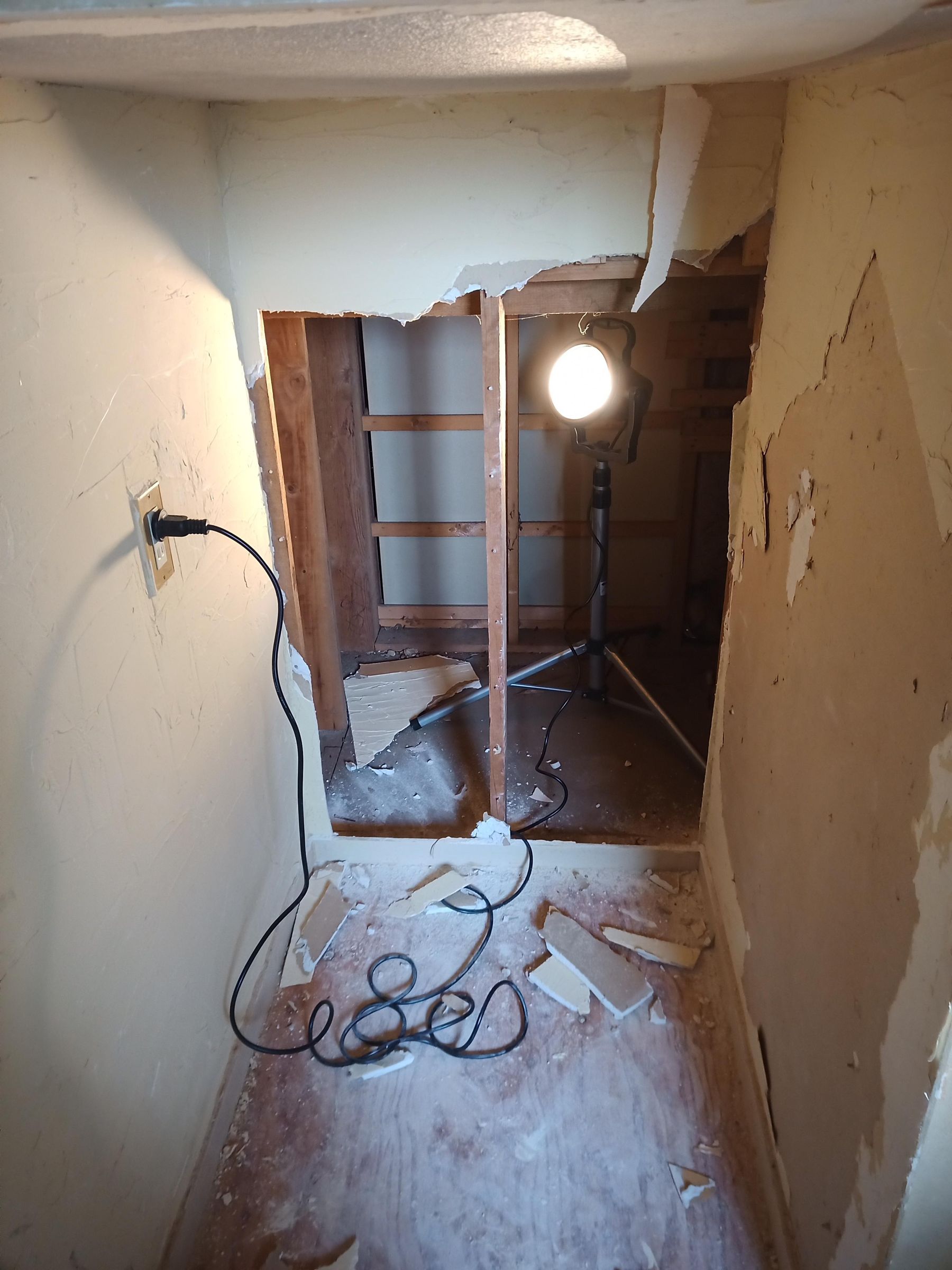 Hidden Nook Project : 10 Steps (with Pictures) - Instructables