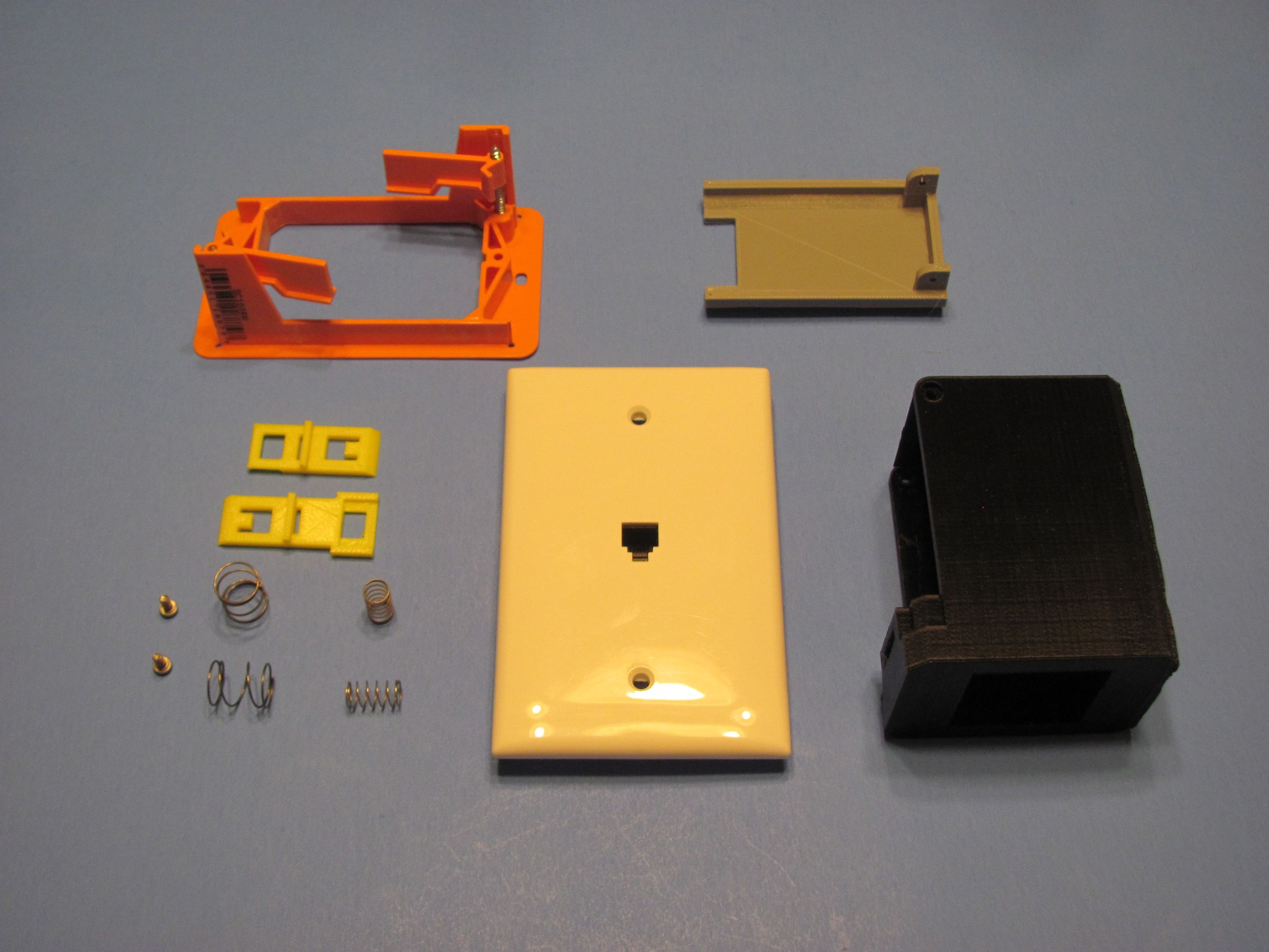 Phone Jack Secret Compartment : 7 Steps (with Pictures) - Instructables