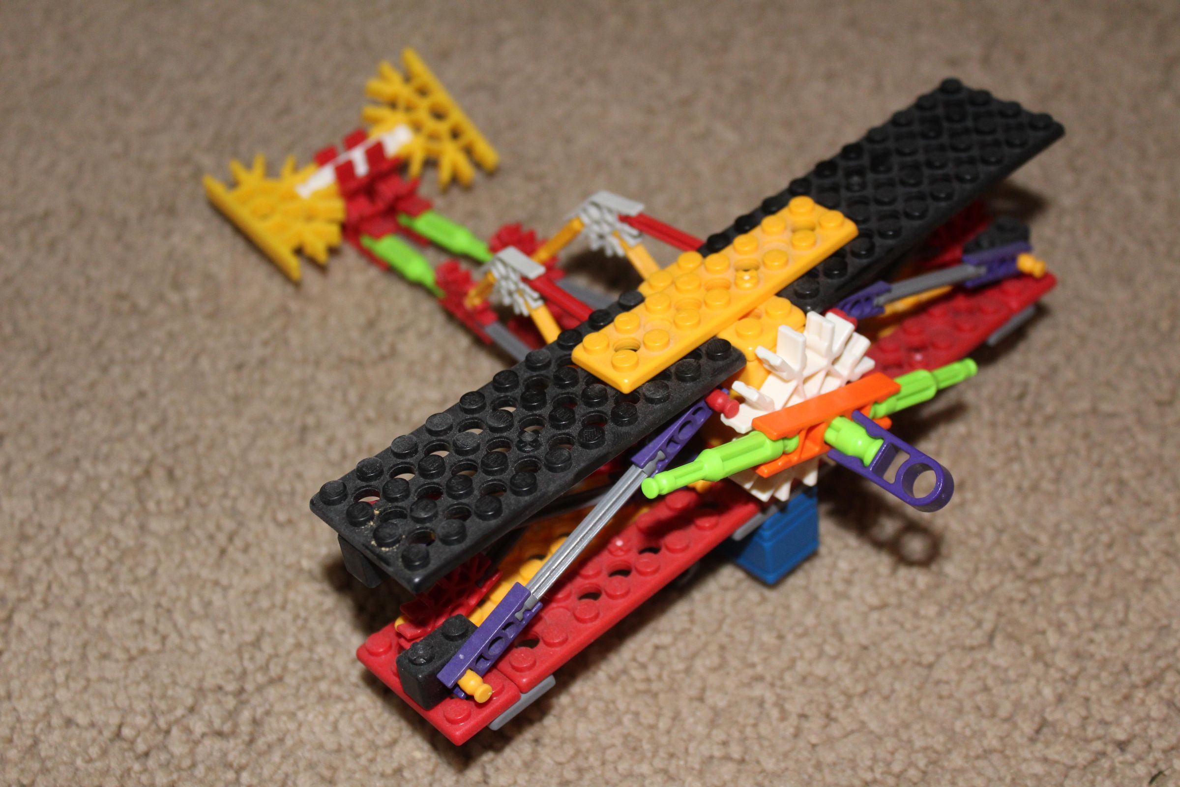 K'nex Biplane : 4 Steps - Instructables