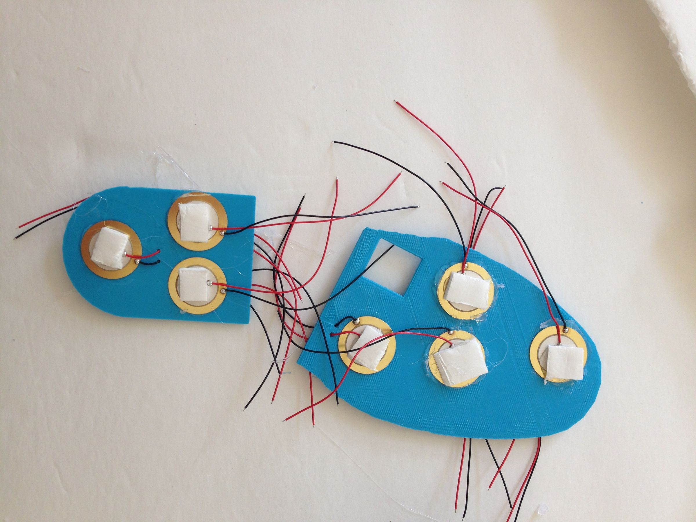 Piezoelectric Shoes: Charge Your Mobile Device by Walking! : 9 Steps ...
