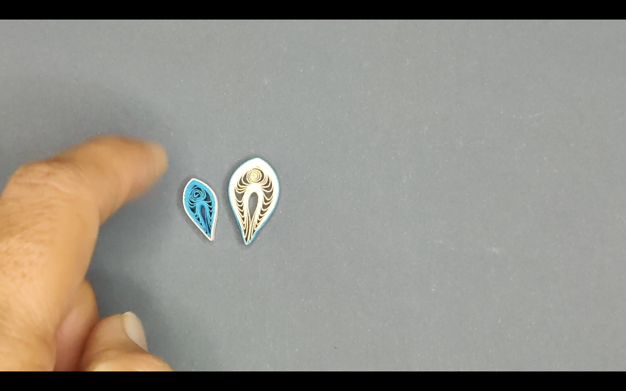 Paper Quilled Ornamental Dangler DIY : 13 Steps (with Pictures ...