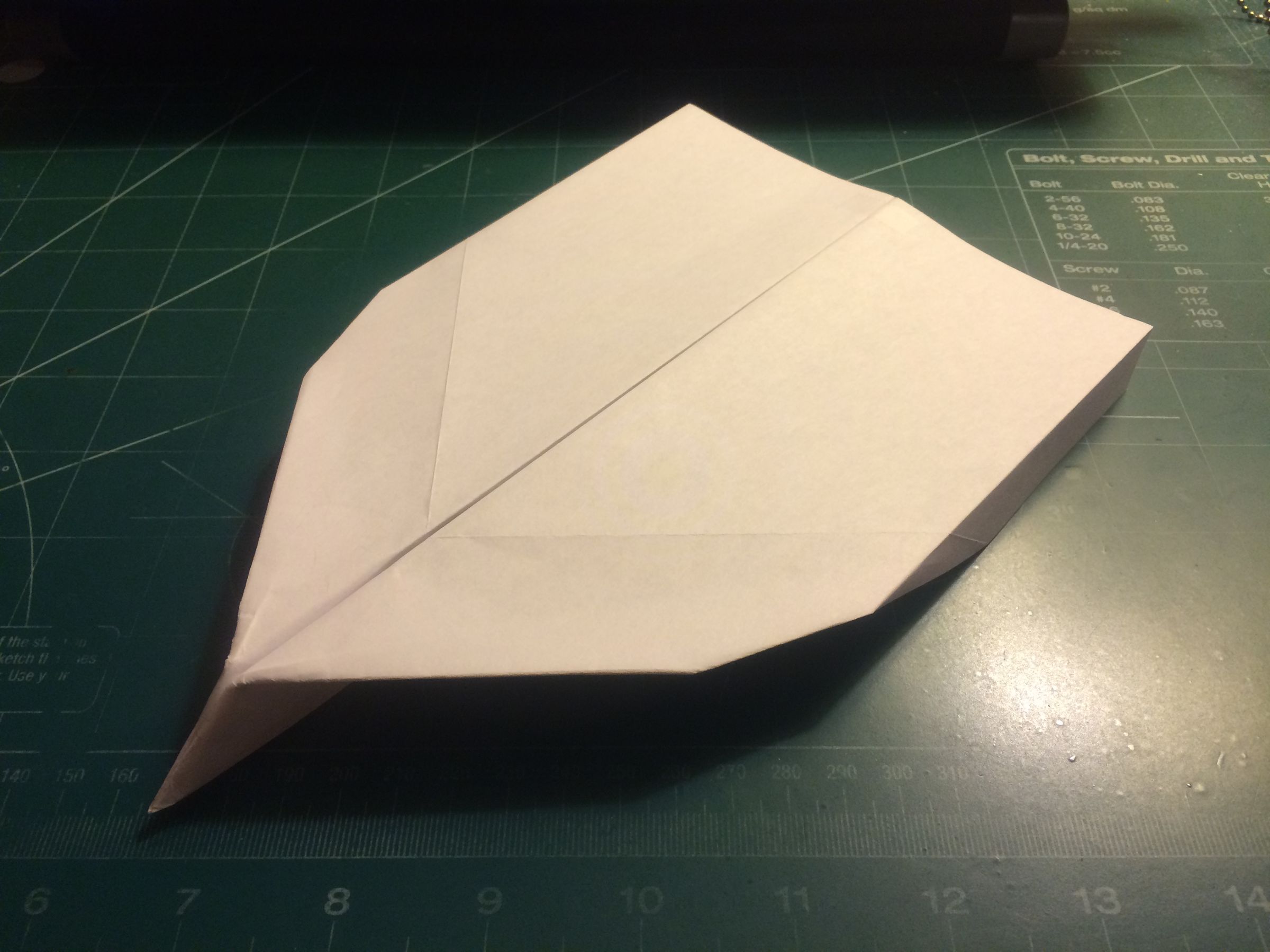 How to Make the Turbo Vigilante Paper Airplane : 5 Steps - Instructables