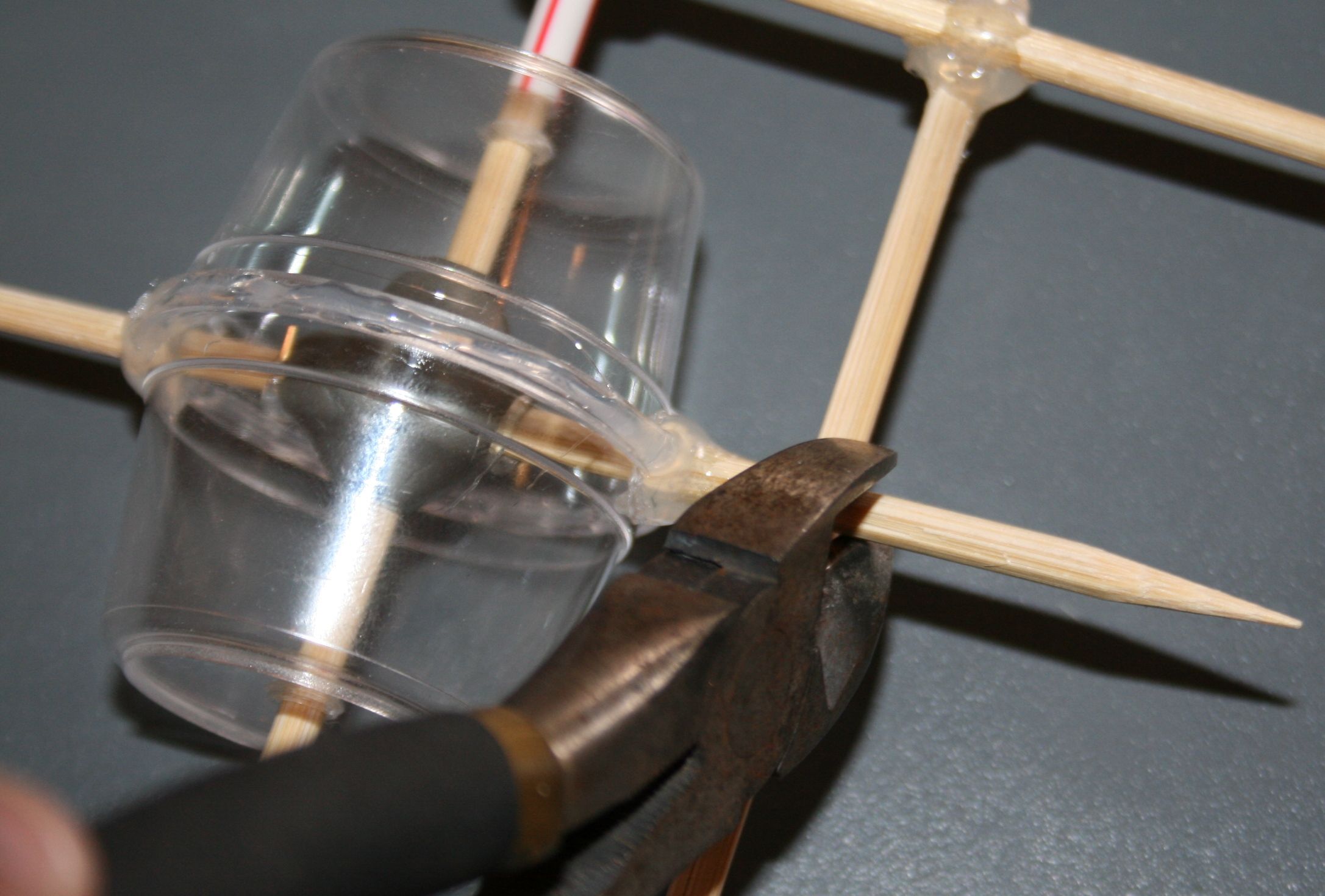 Elastic Power Car : 15 Steps - Instructables