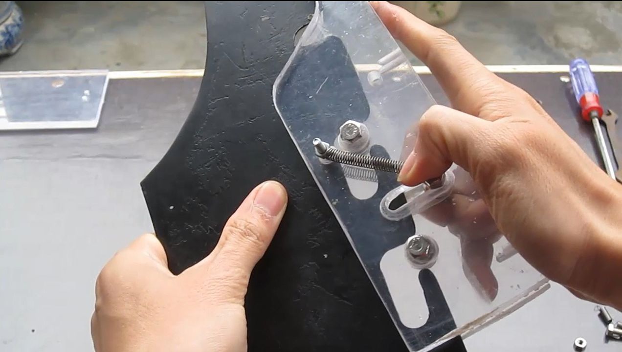 How to Make a Table Saw - Anti KickBack for DIY Table Saw - Guard ...