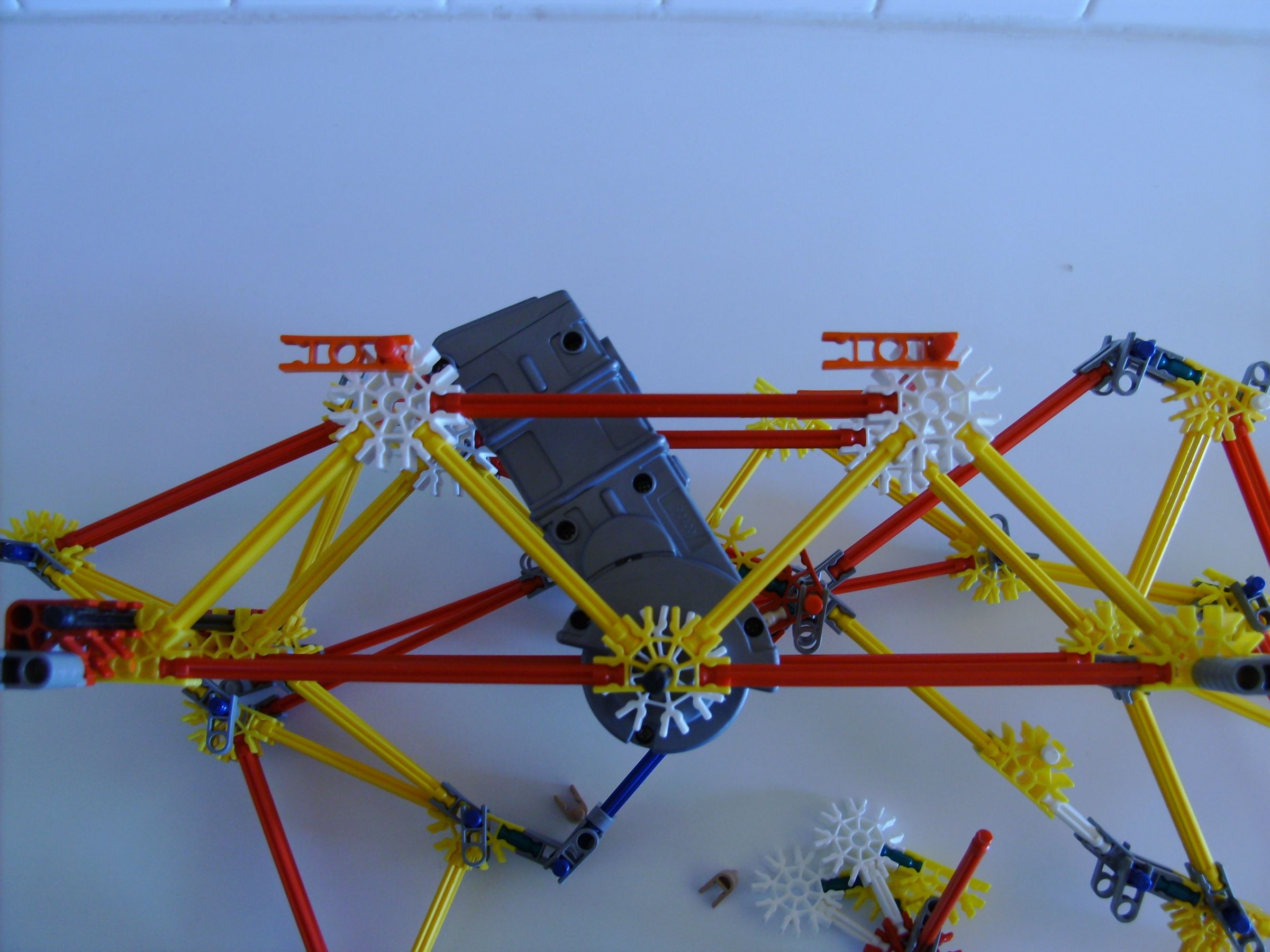 K'nex Strandbeest : 7 Steps (with Pictures) - Instructables