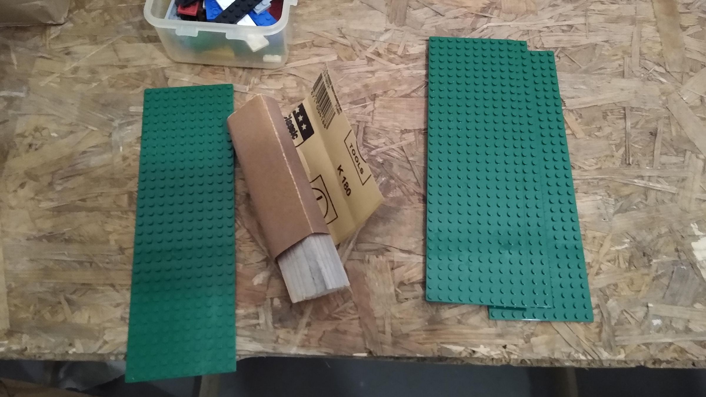 Lego Play Table (with Interchangeable Baseplates) - Updated : 7 Steps ...