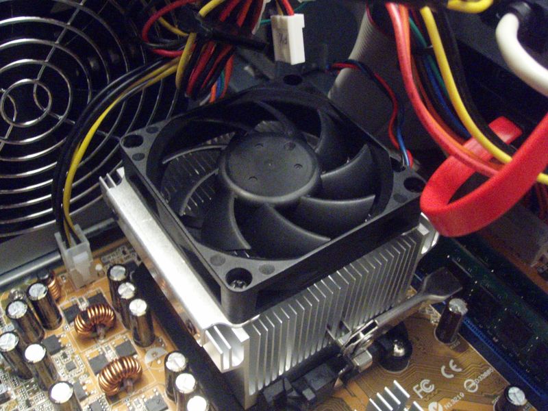 How to Disassemble a Computer : 16 Steps (with Pictures) - Instructables