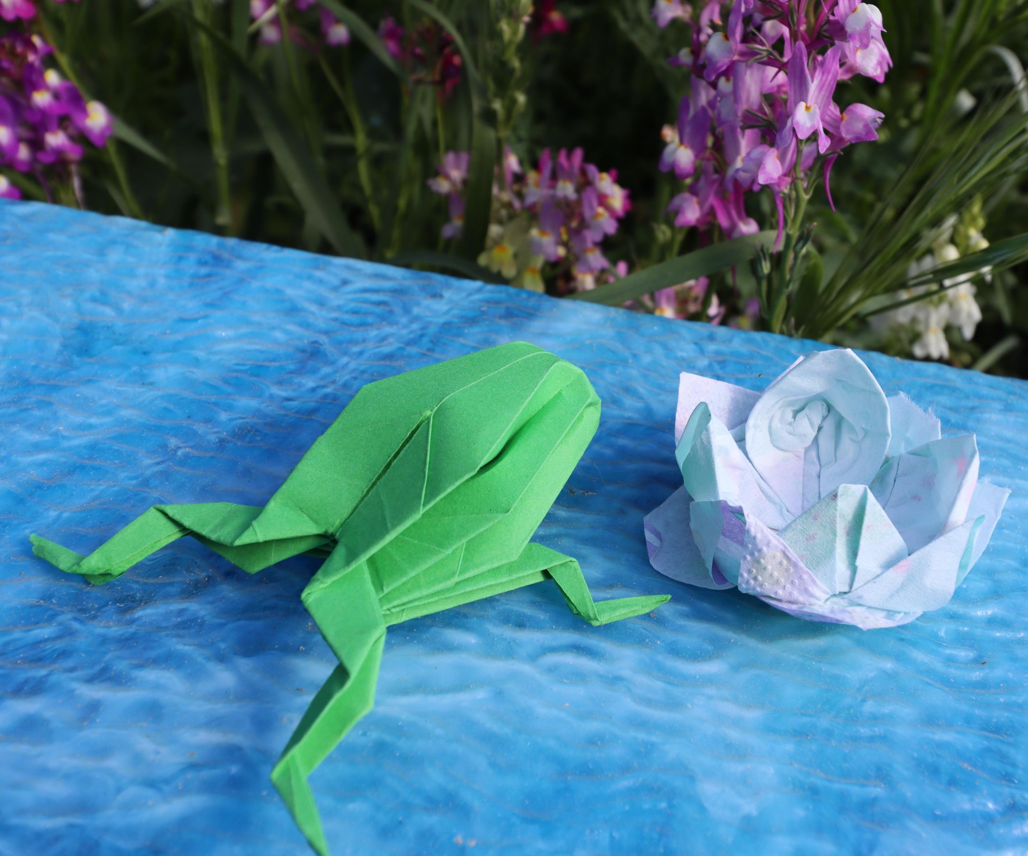 Origami Frog : 6 Steps - Instructables
