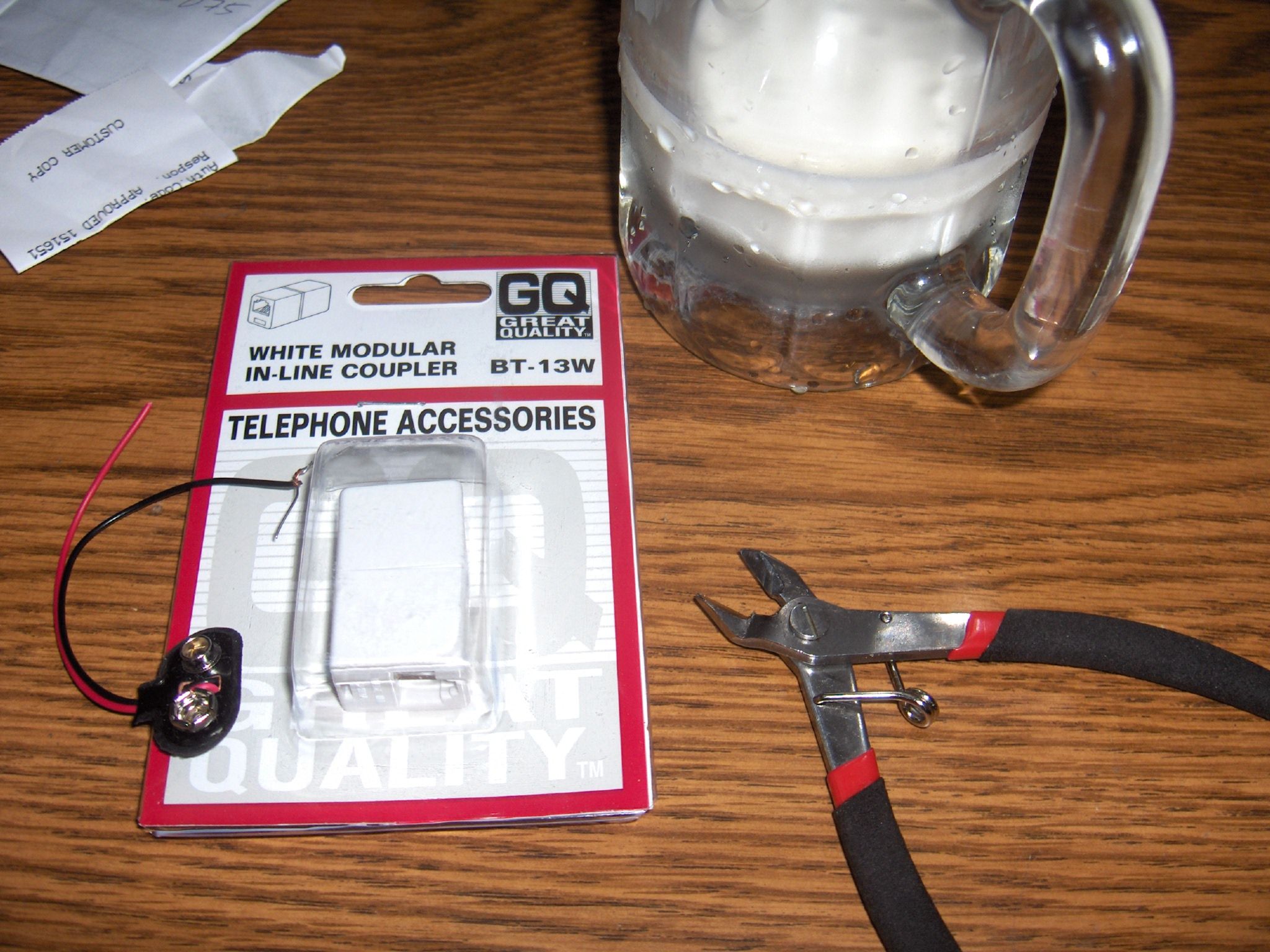 Build Your Own Intercom or Walkie Talkie Out of Two Old Cordless Phones ...