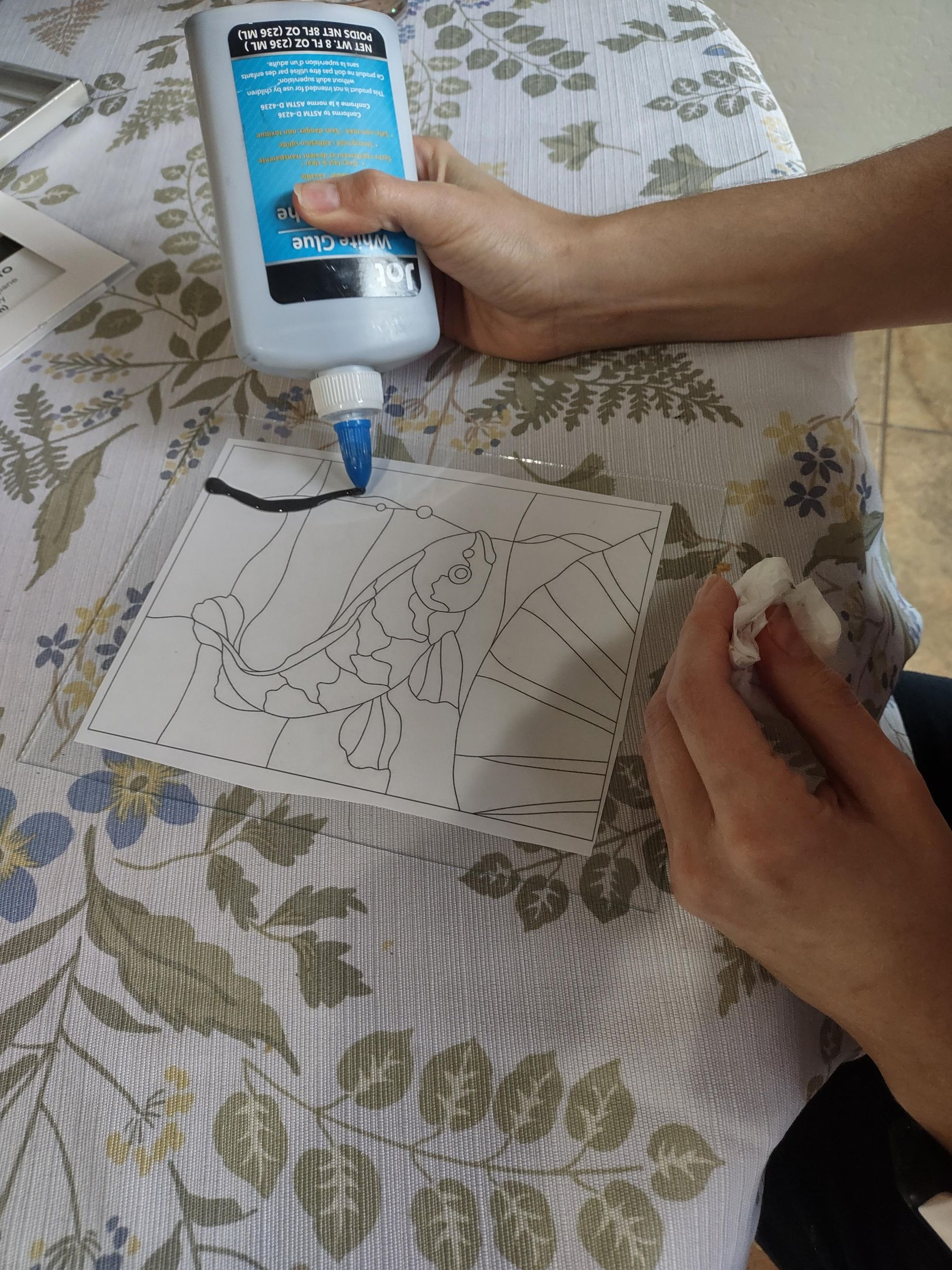 Easy Faux Stained Glass With Paint and Glue! : 4 Steps (with Pictures ...