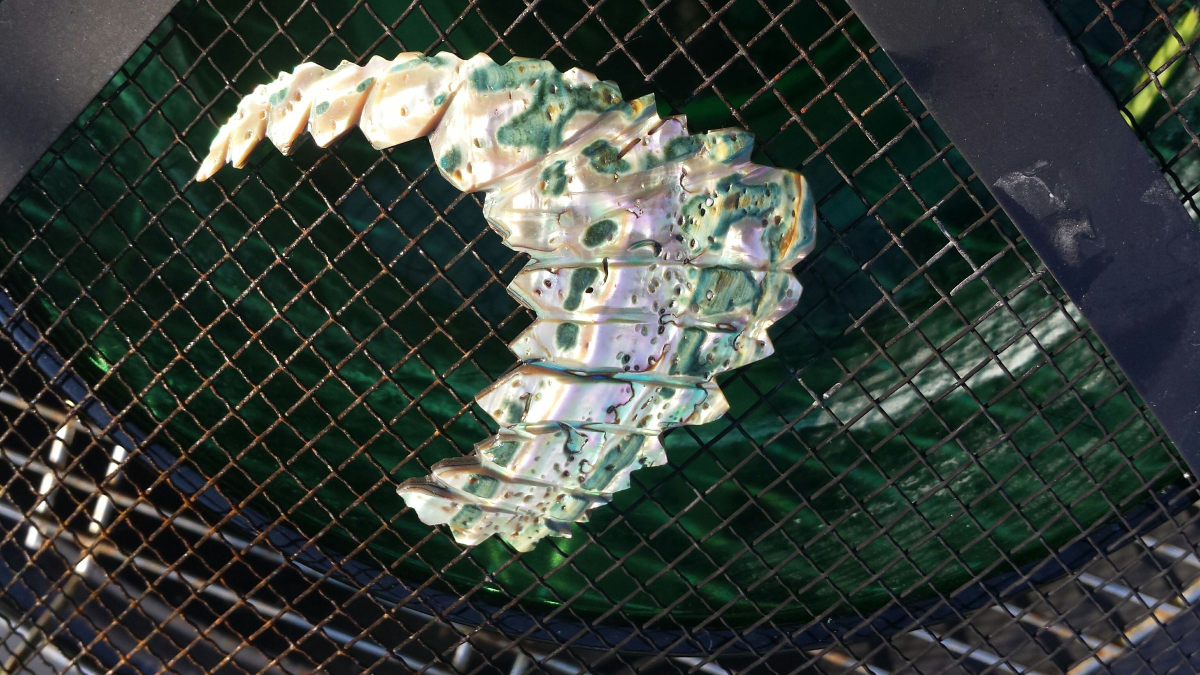 Upcycling & Carving Abalone Shell Into Jewelry and Gris Gris ...