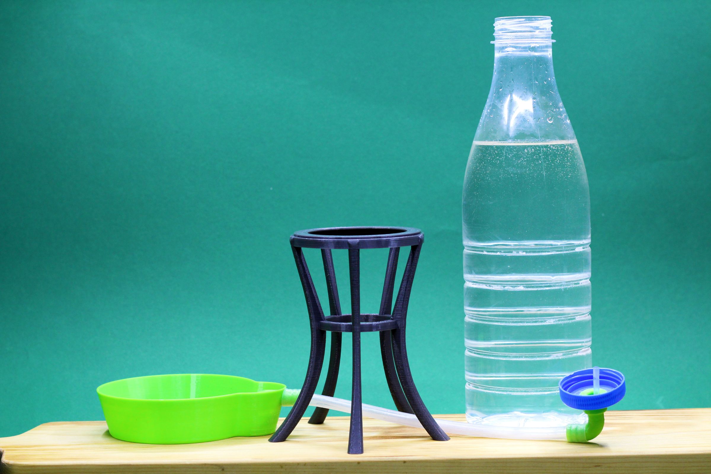 Self Watering Pot Plate : 7 Steps (with Pictures) - Instructables