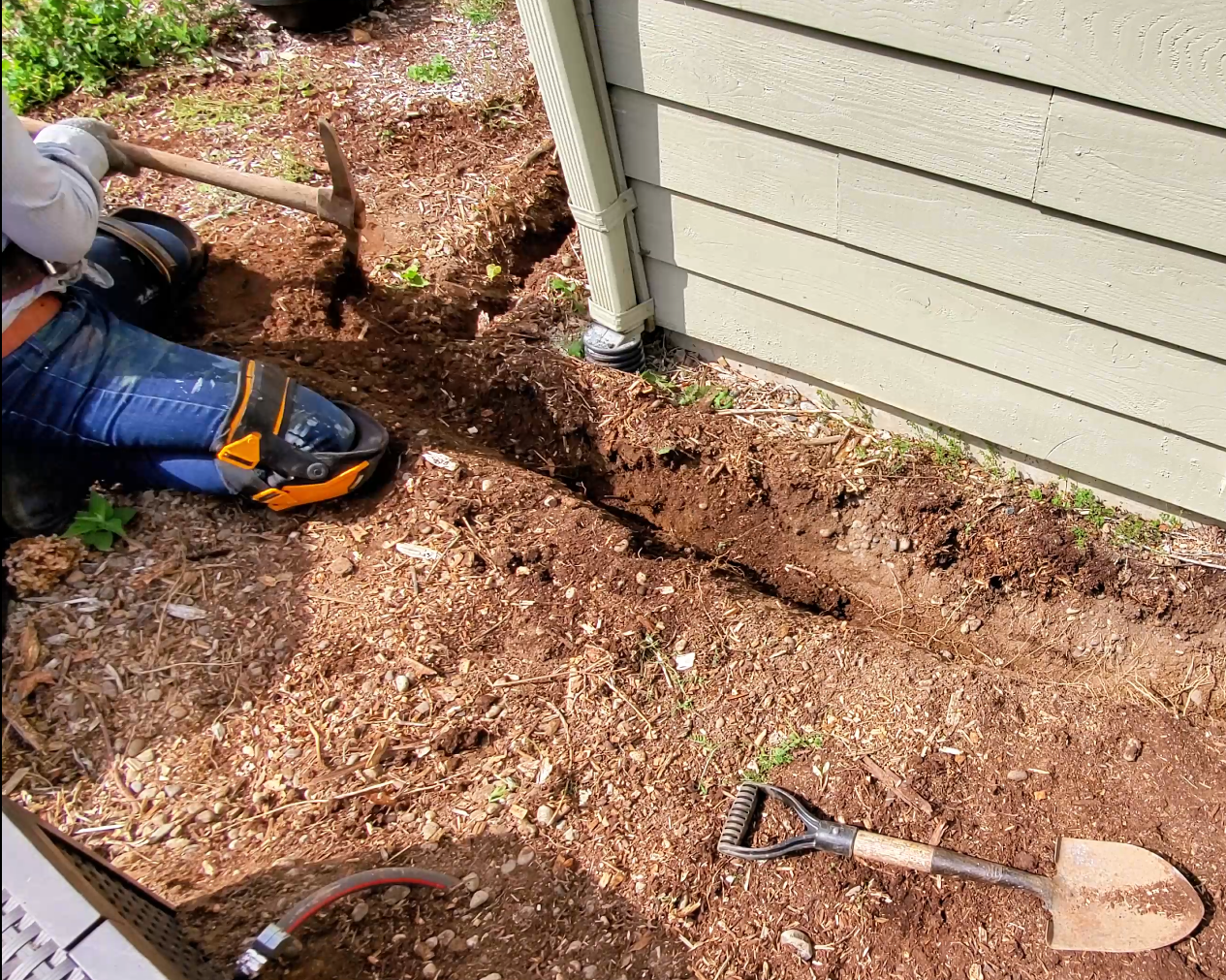 How to Add a Spigot/Water Line & Faucet in Your Backyard : 9 Steps ...