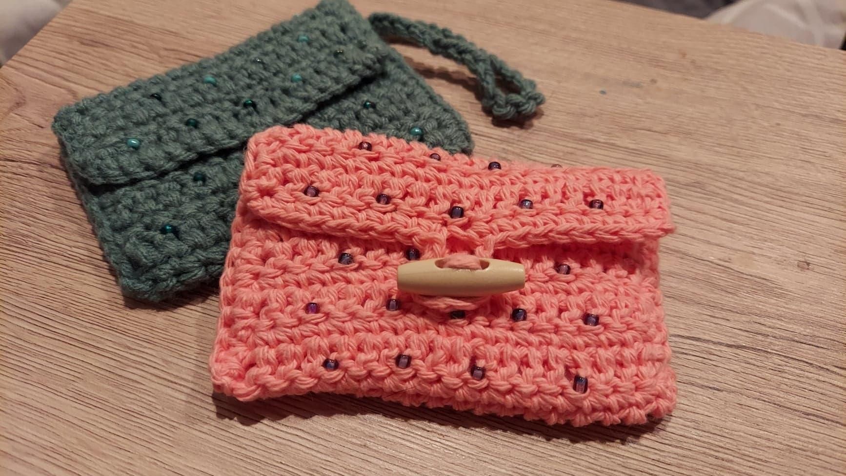 Crocheted Wallet With Beads : 11 Steps (with Pictures) - Instructables