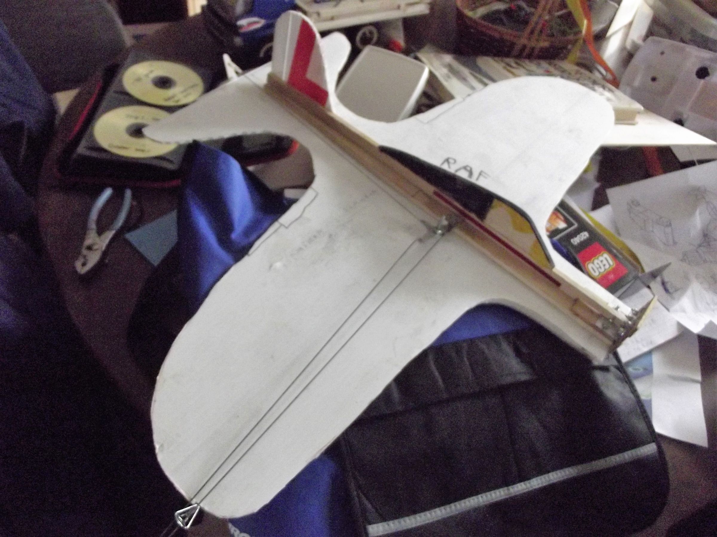 Controlline Airplane : 5 Steps - Instructables