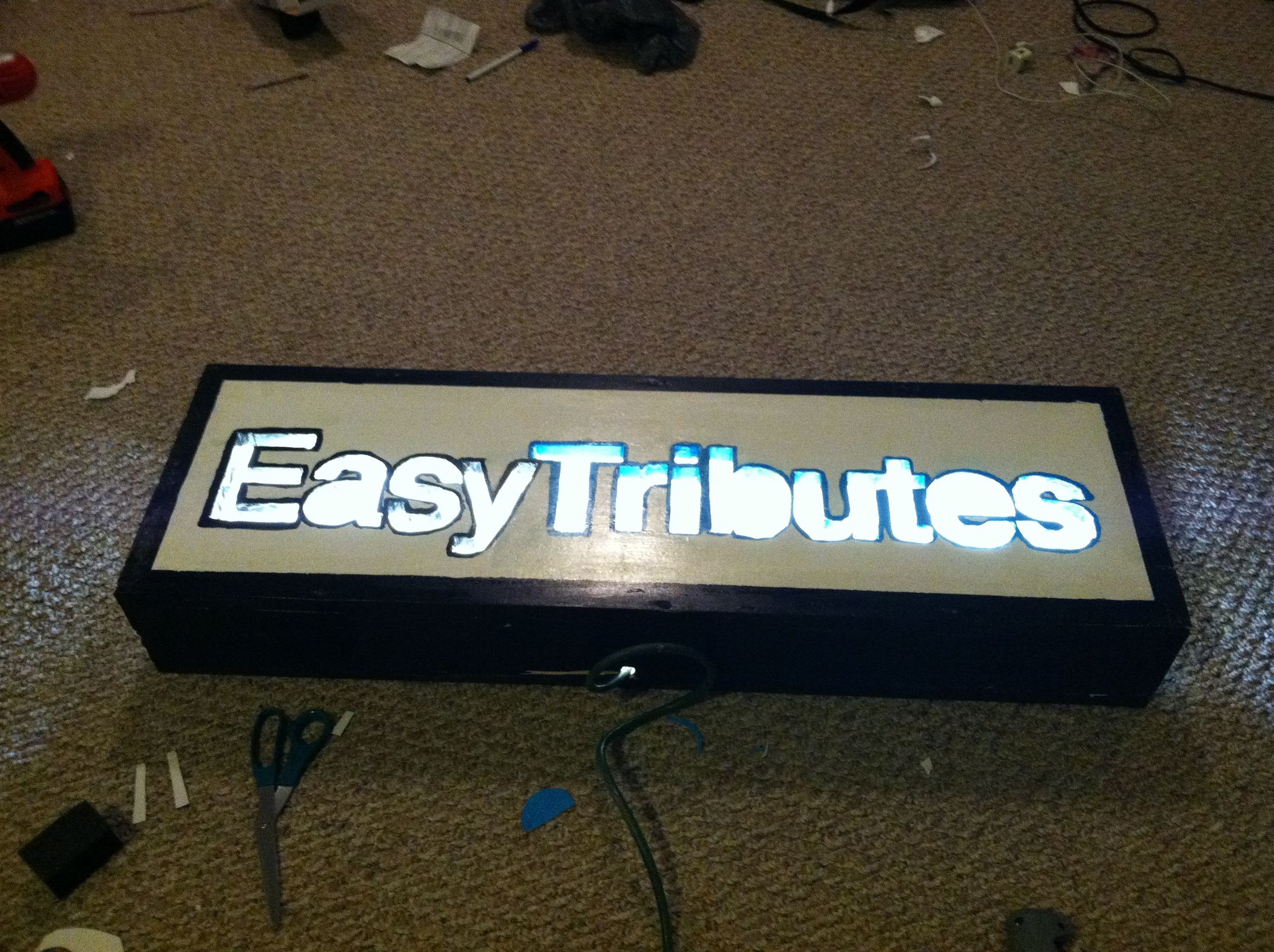 DIY Backlit Wood Sign - (from Jumpfroggy's 'ible) - Instructables
