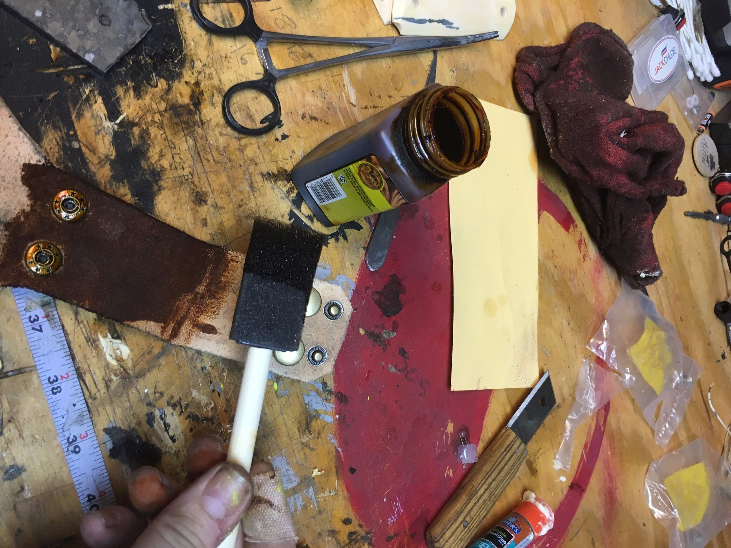 Custom Leather Caliper Holster : 8 Steps (with Pictures) - Instructables