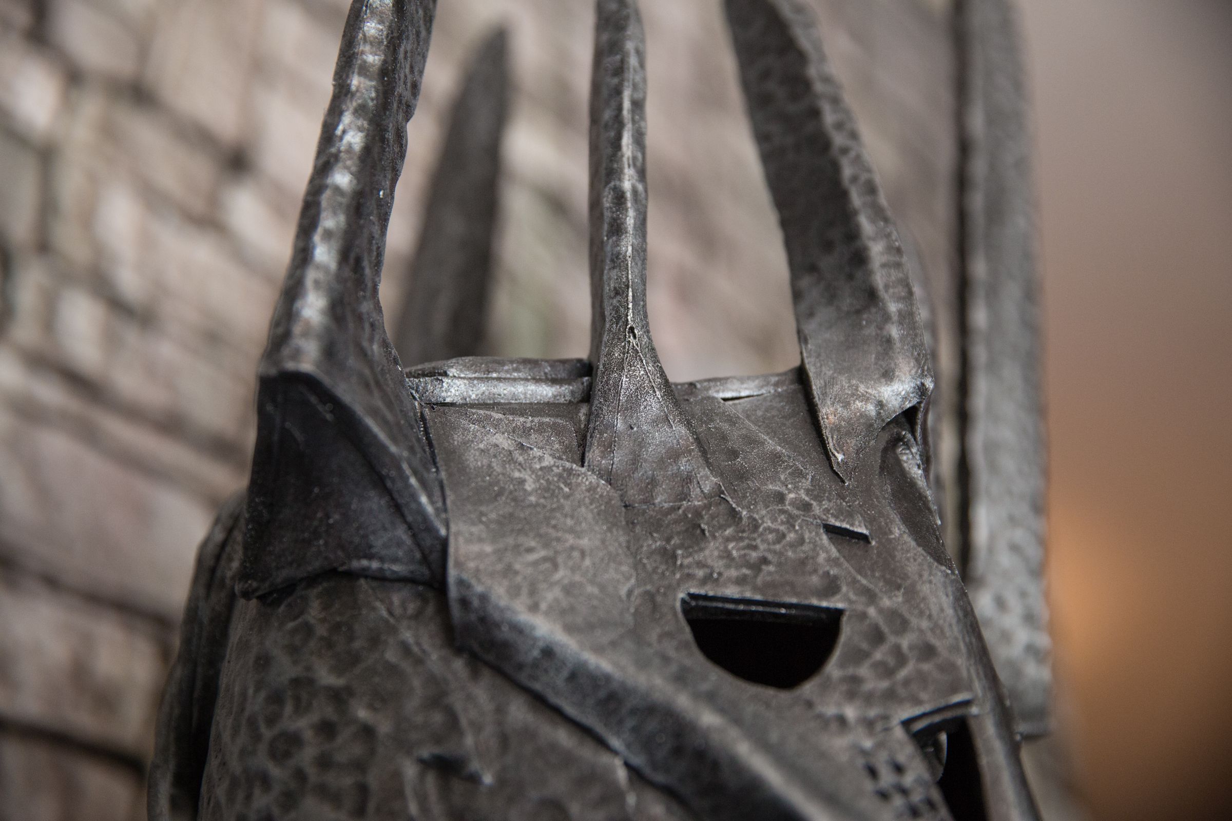 Epic Sauron Costume : 14 Steps (with Pictures) - Instructables