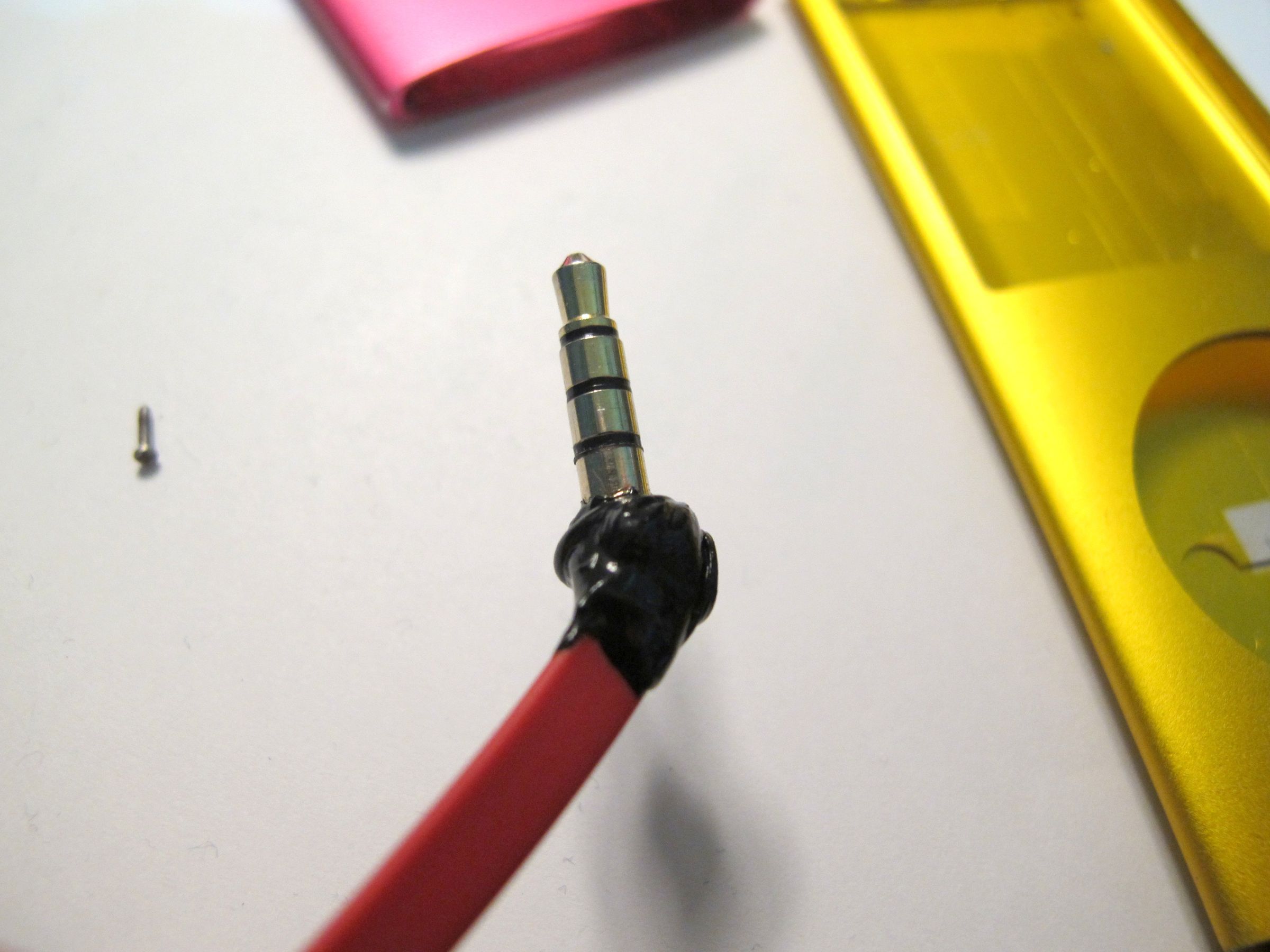 How to Repair Busted Headphones : 8 Steps (with Pictures) - Instructables