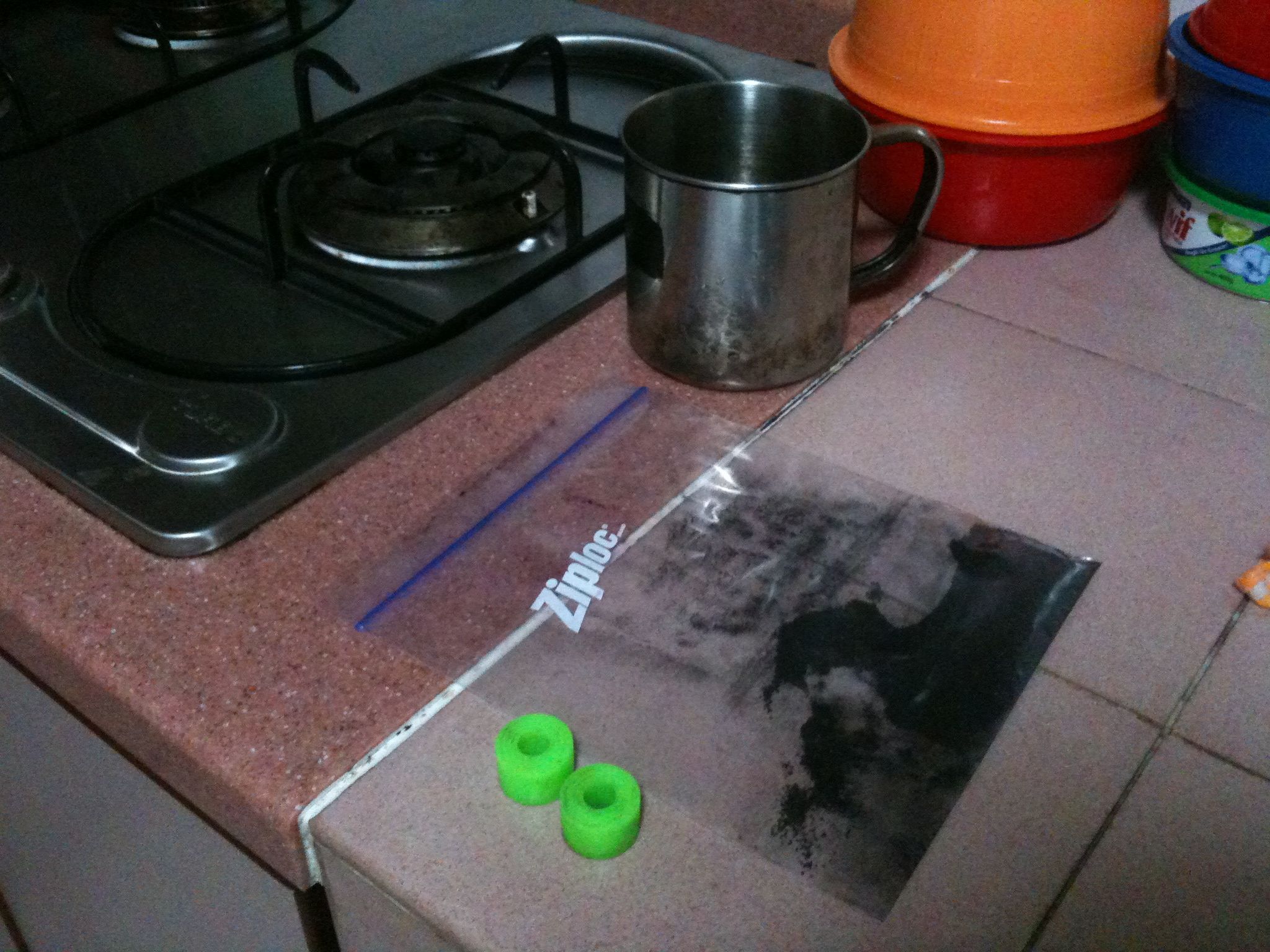 How to Dye Your Skate Wheels and Bushings : 8 Steps - Instructables