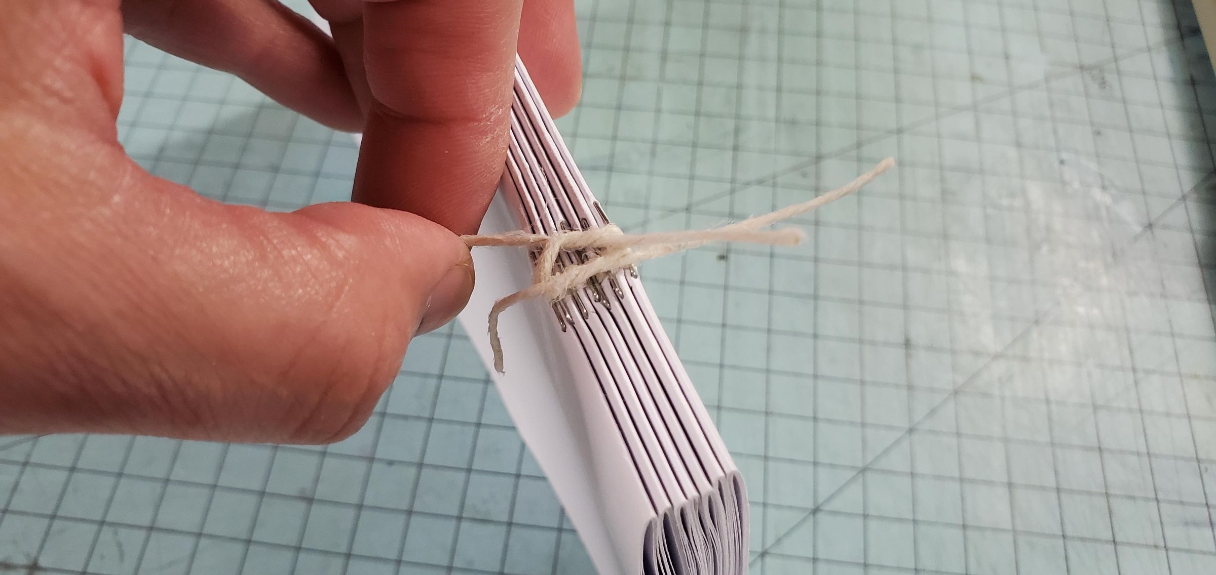 No Sew Book Binding - Easier Way to Make a Sketch Book? : 21 Steps ...