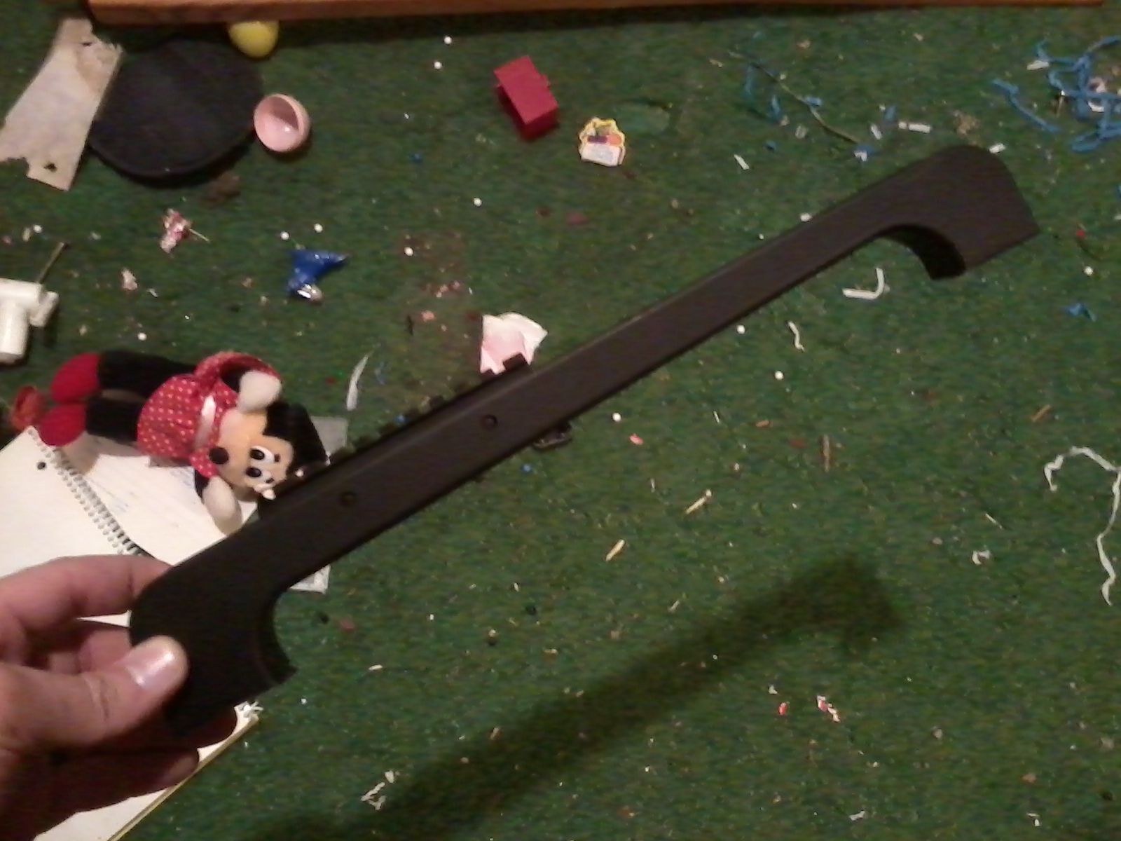 Airsoft FAMAS Custom (SMR Build From Black Ops) : 8 Steps - Instructables